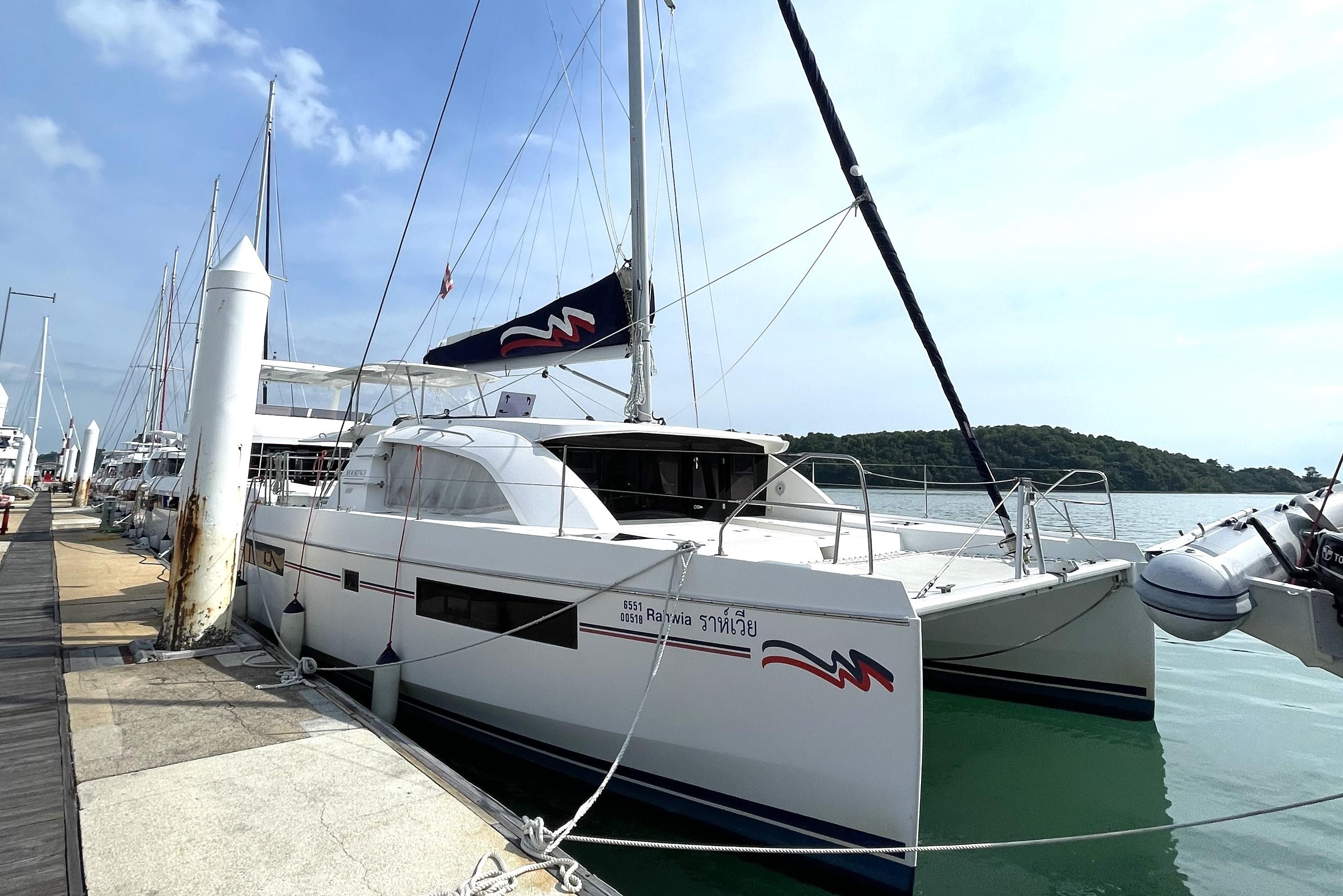 Gebraucht 2020 Leopard 40 | YachtFocus