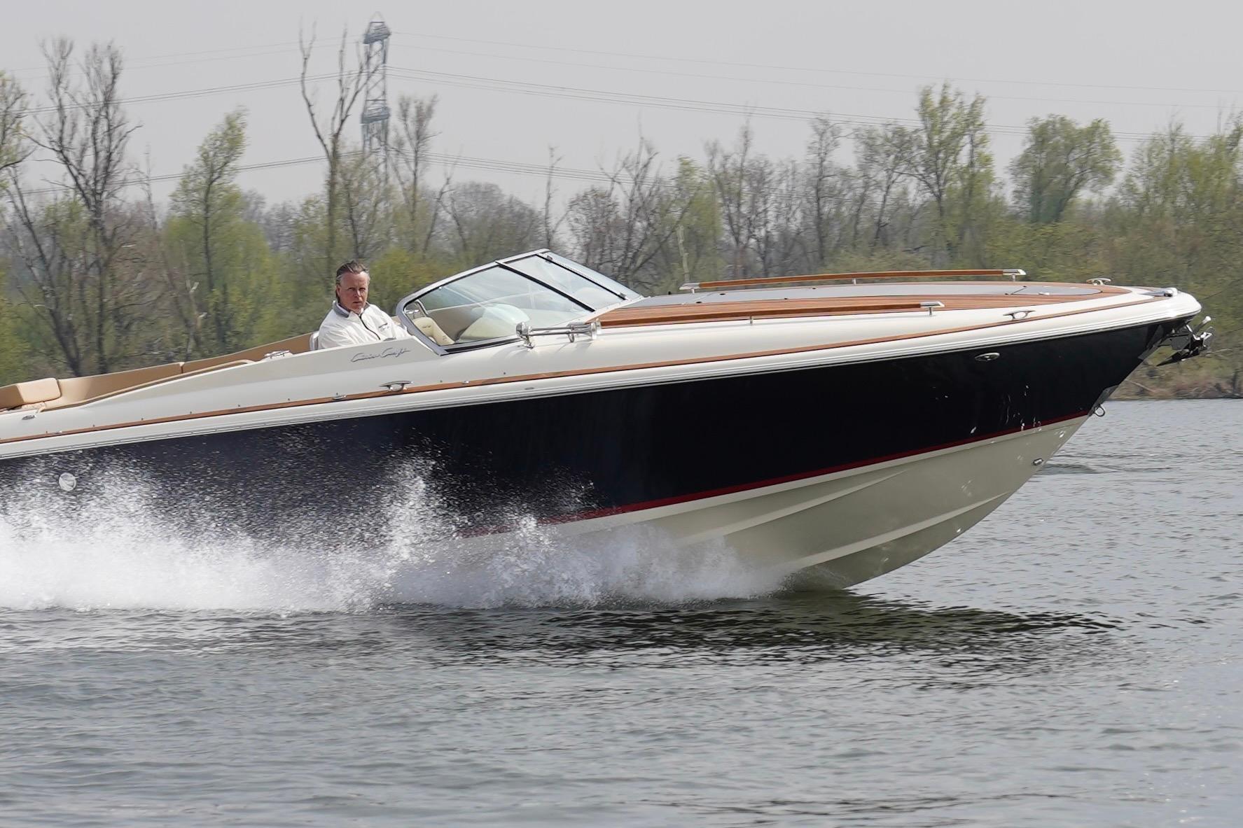 Chris-Craft Corsair 34 | 10m | 2022 | Boats and Outboards