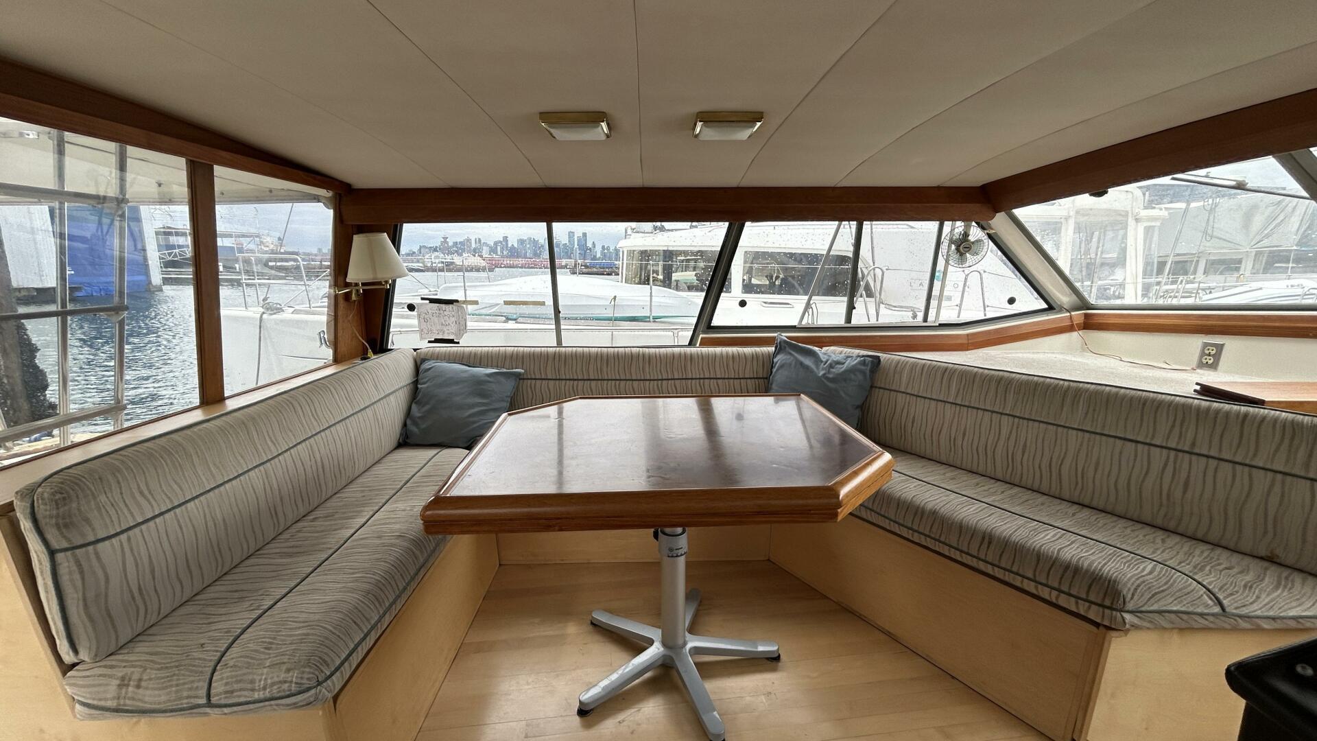 1989 Bayliner 3888 Motoryacht Motorjachten en Motorkruisers te koop ...