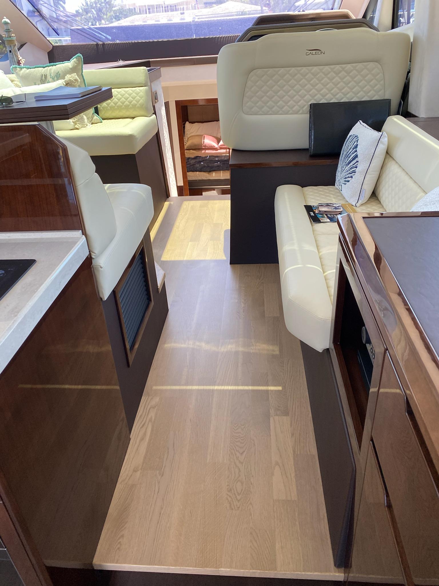 2022 Galeon 470 Skydeck Cruiser for sale - YachtWorld