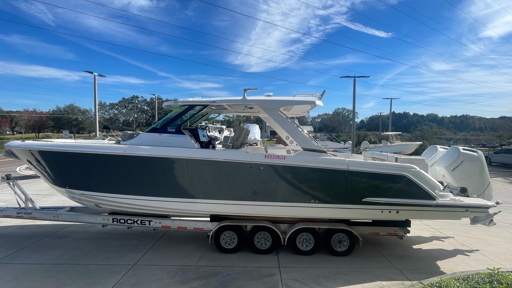 2024 Tiara Yachts 43 LS Motor Yachts for sale - YachtWorld