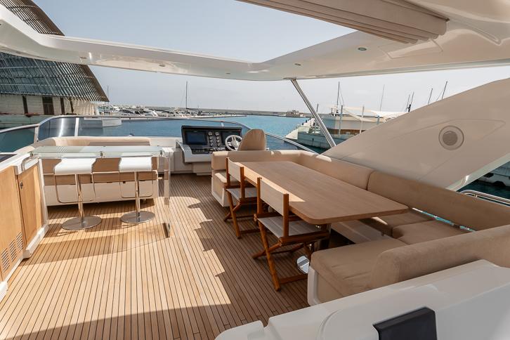 ALINA Motor Yachts Azimut for sale - YachtWorld