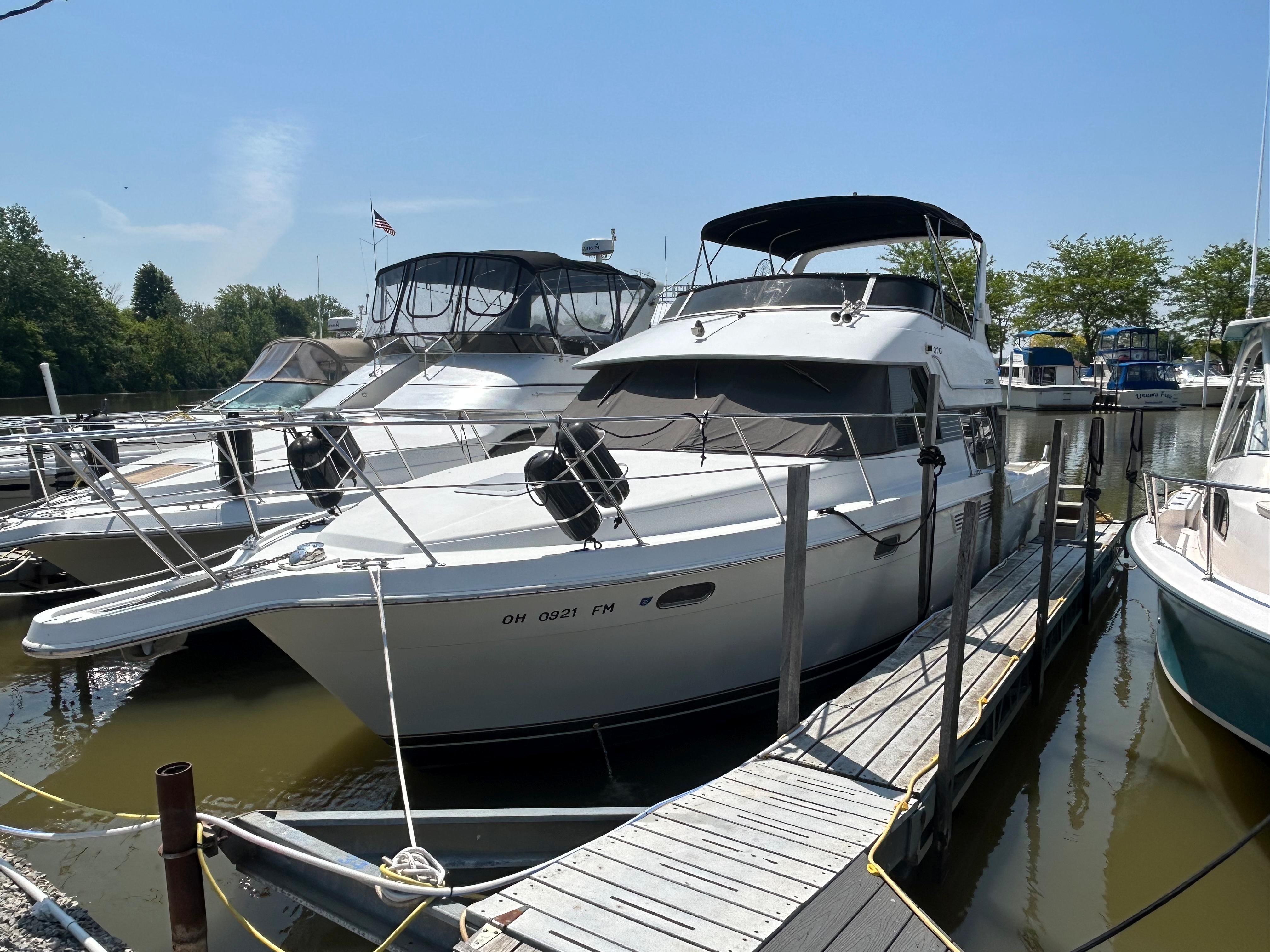 1996 Carver 370 Voyager Barcos flybridge en venta - YachtWorld