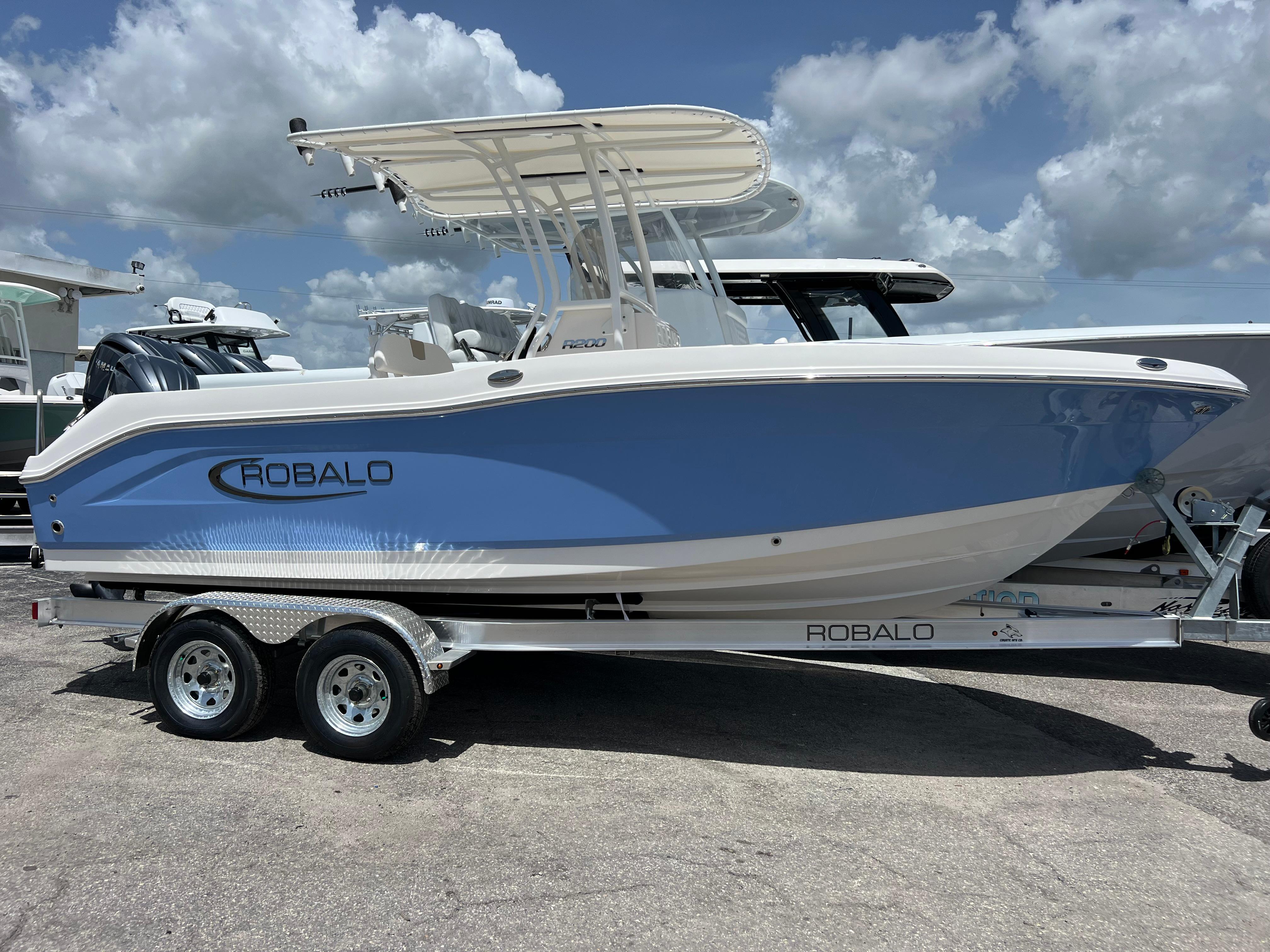 2025 Robalo R200 Center Console Center Console for sale - YachtWorld