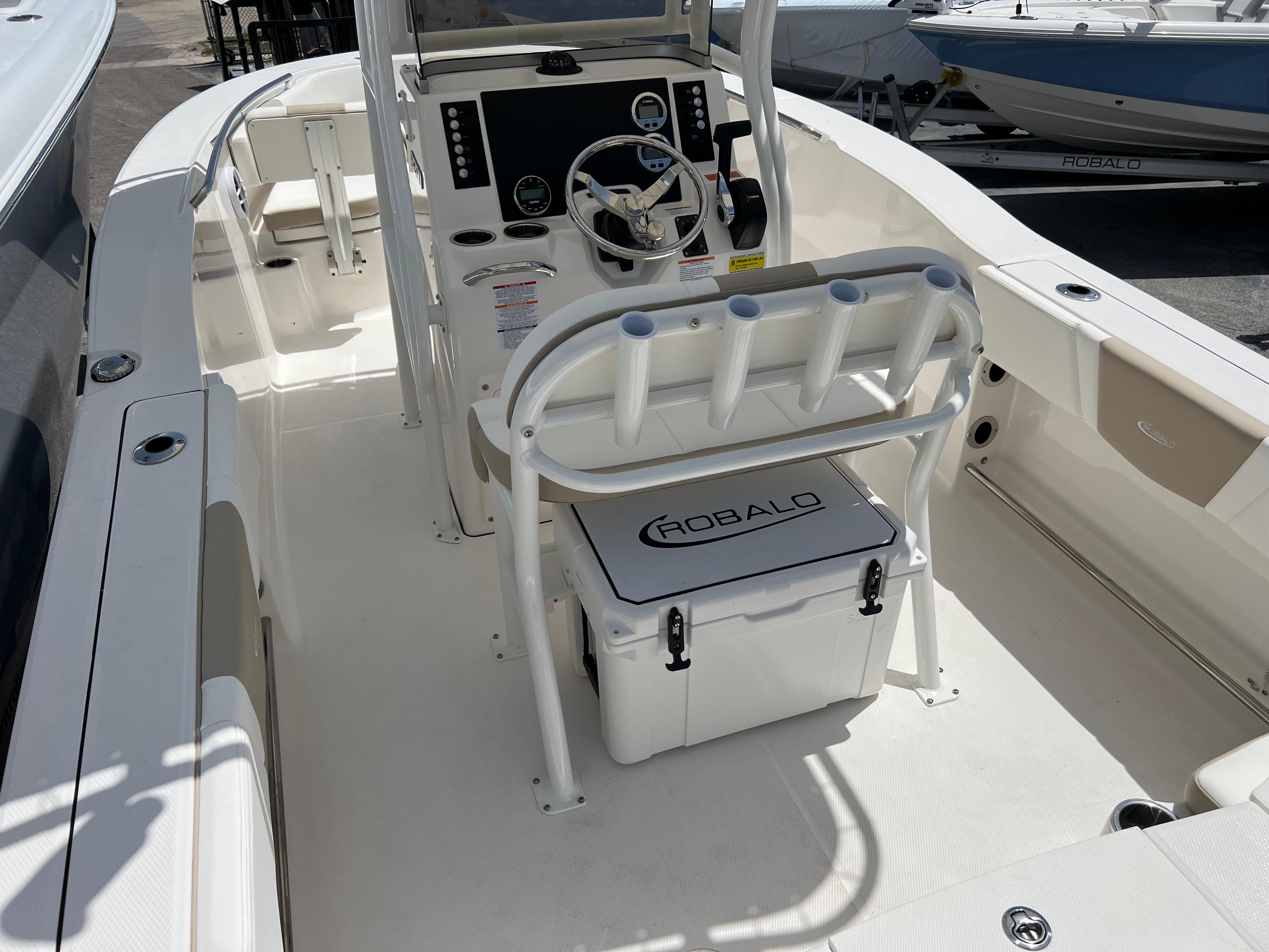 2025 Robalo R200 Center Console Center Console for sale - YachtWorld