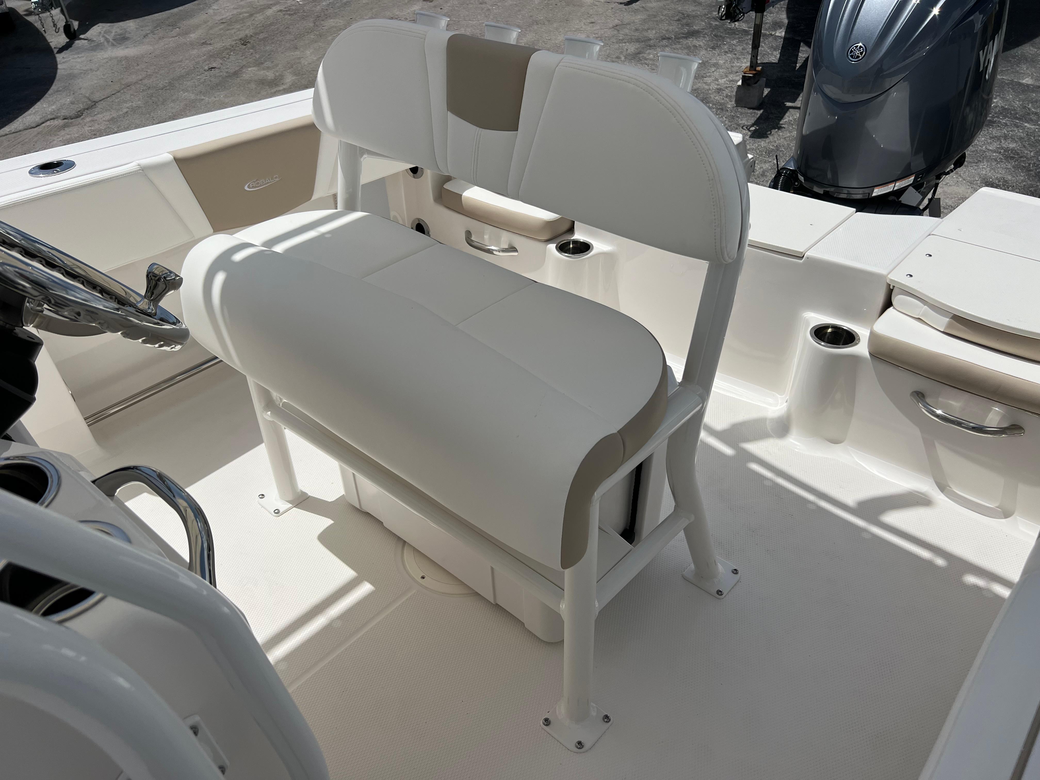 2025 Robalo R200 Center Console Center Console for sale - YachtWorld