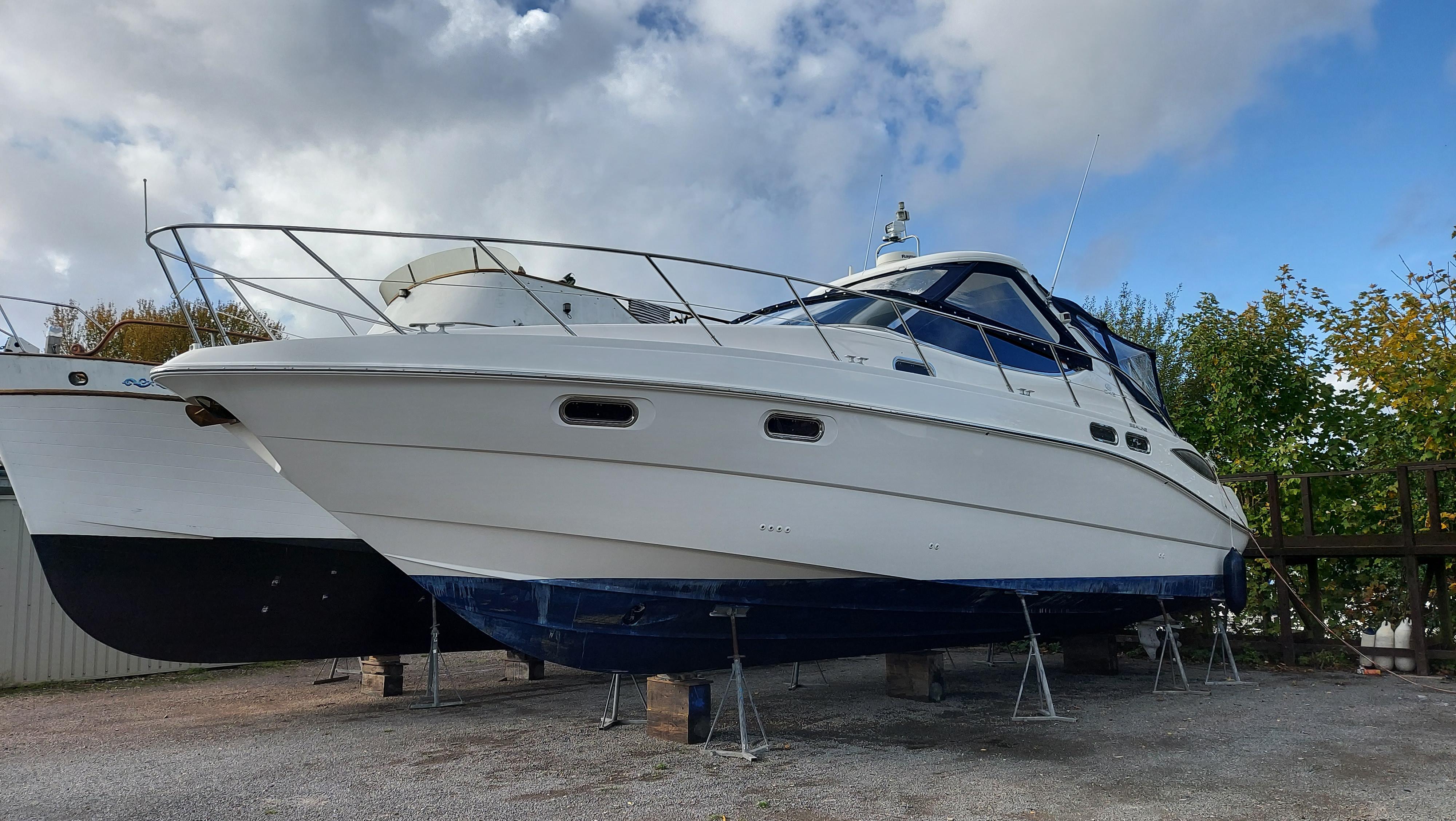 Sealine S42 | 13m | 2003 - Surrey | Boats and Outboards