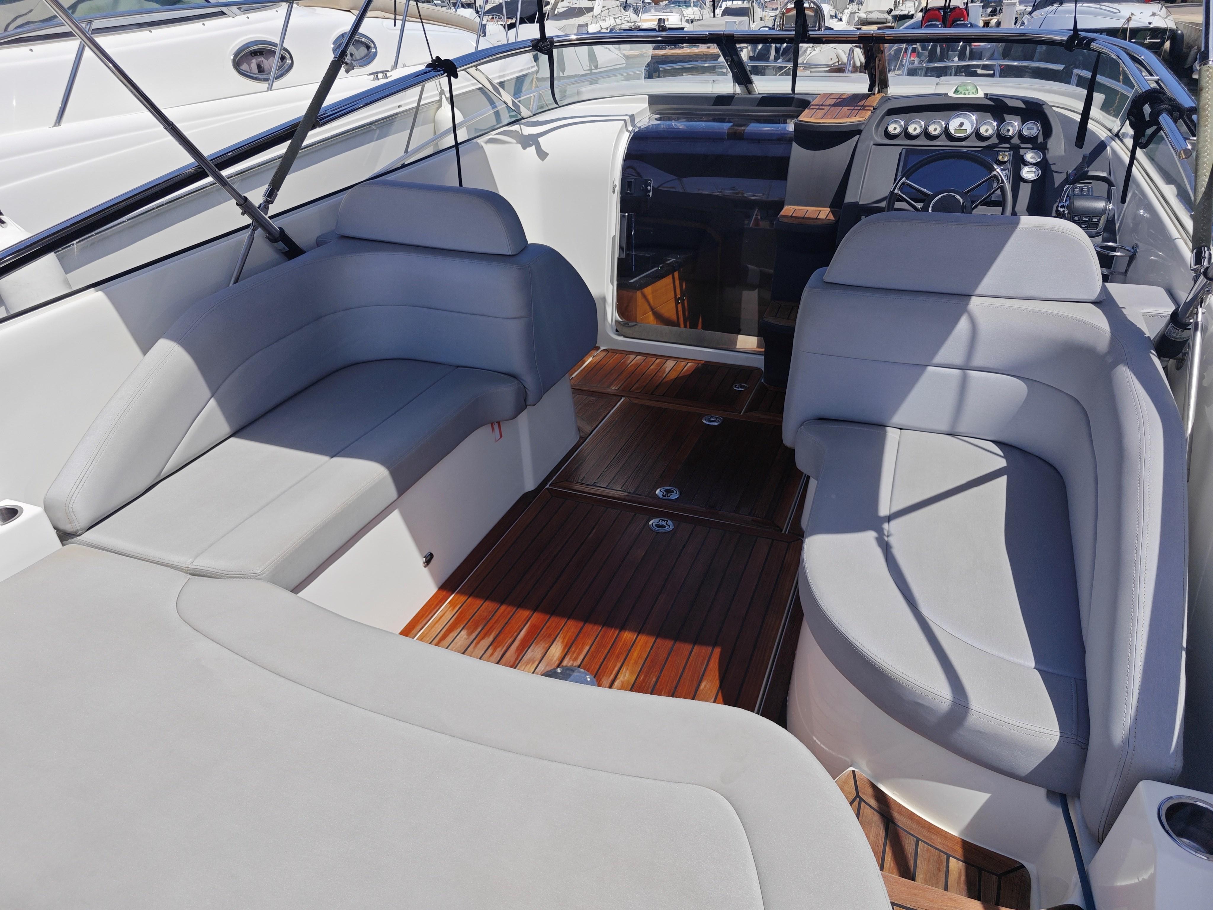 2017 Windy 29 Coho Cruiser for sale - YachtWorld