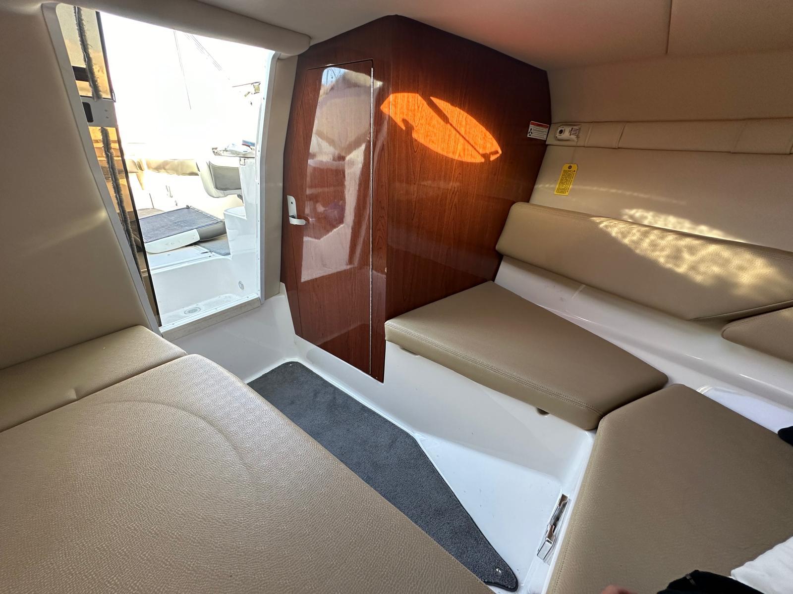 2011 Regal 2550 Cuddy Cuddy Cabin for sale - YachtWorld