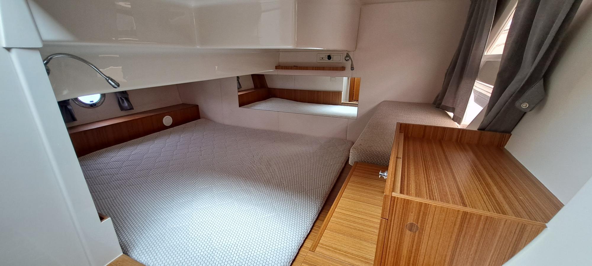 2019 Marex 375 Motor Yachts for sale - YachtWorld