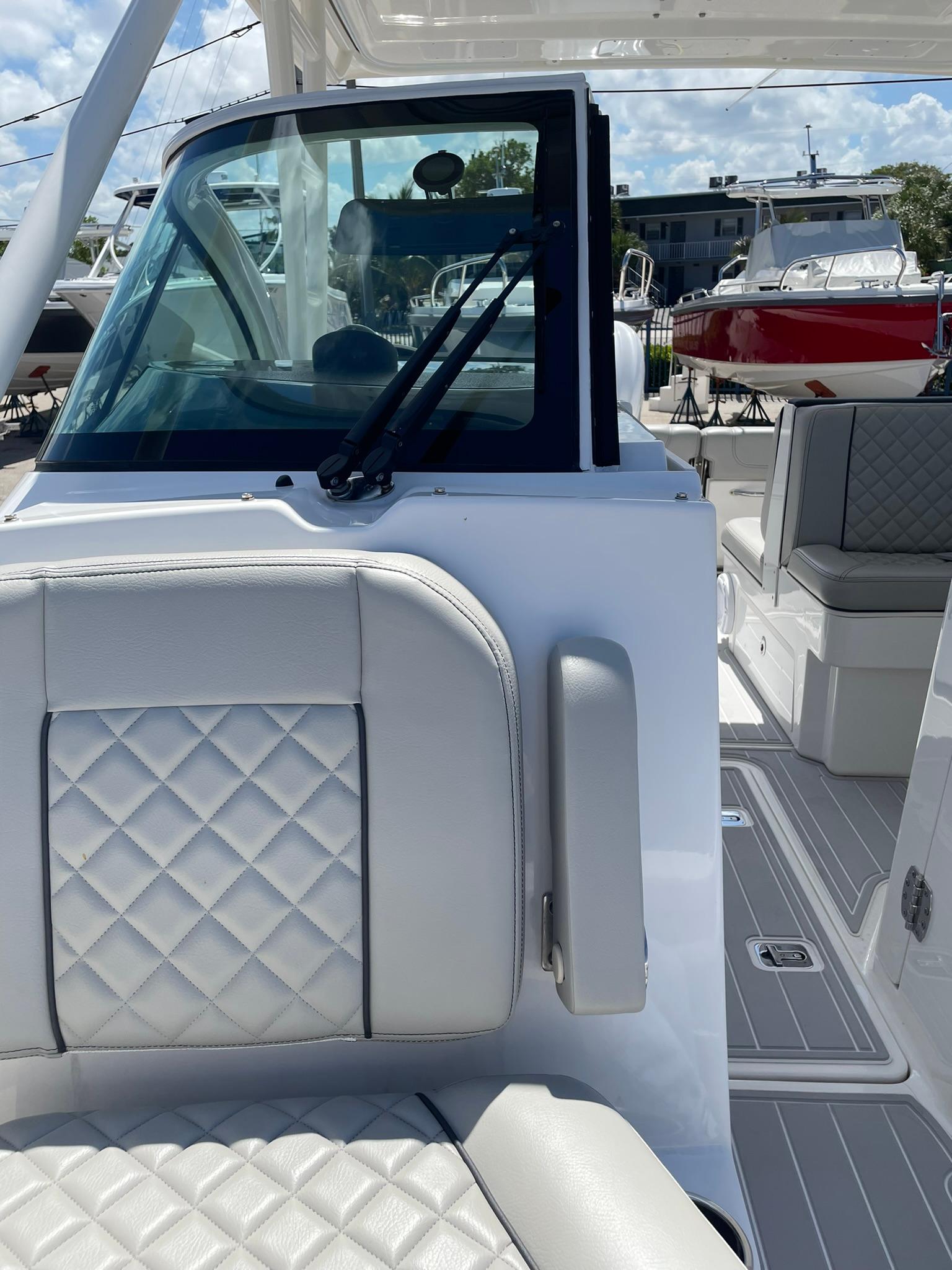 2022 Pursuit 246 DC Dual Console for sale - YachtWorld