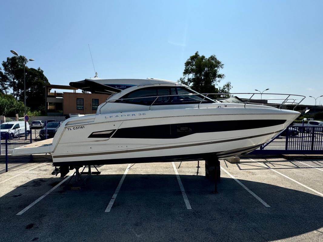 Used 2021 Jeanneau Leader 36 - 83 - Var | TopBoats