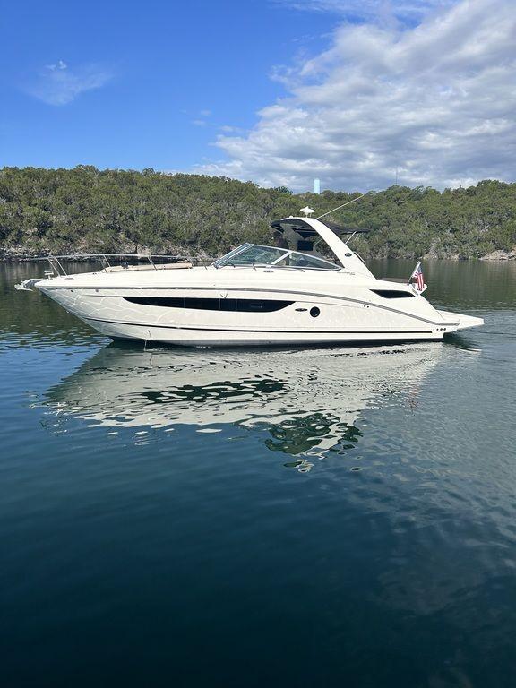 2015 Sea Ray 350 Sundancer Cruiser for sale - YachtWorld
