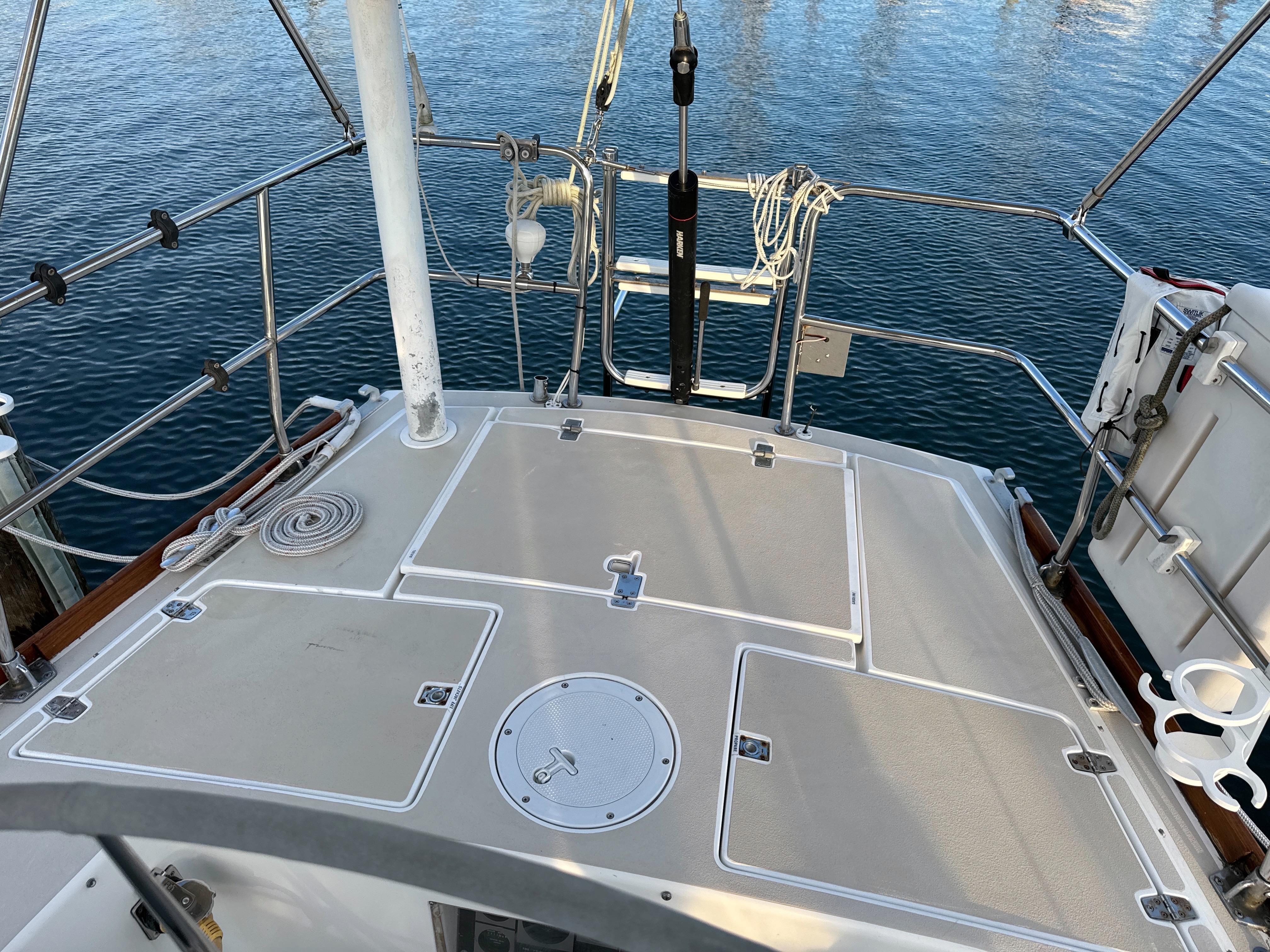 1996 J Boats J/42 Cruiser for sale - YachtWorld