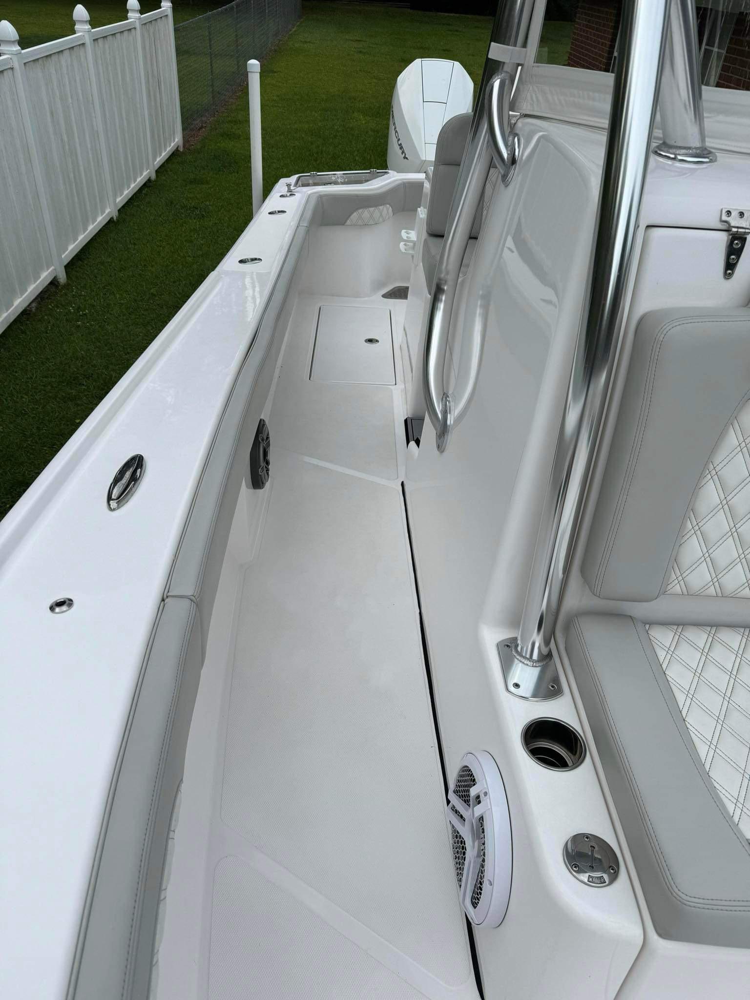 2022 Front Runner 26 Center Console Center Console for sale - YachtWorld