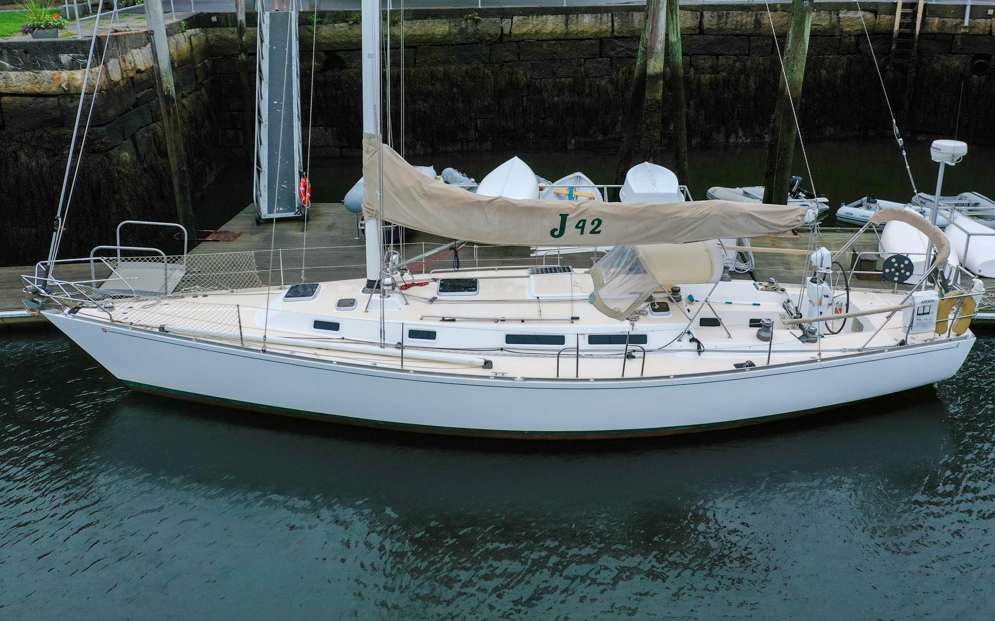 2000 J Boats J/42 Cruiser for sale - YachtWorld