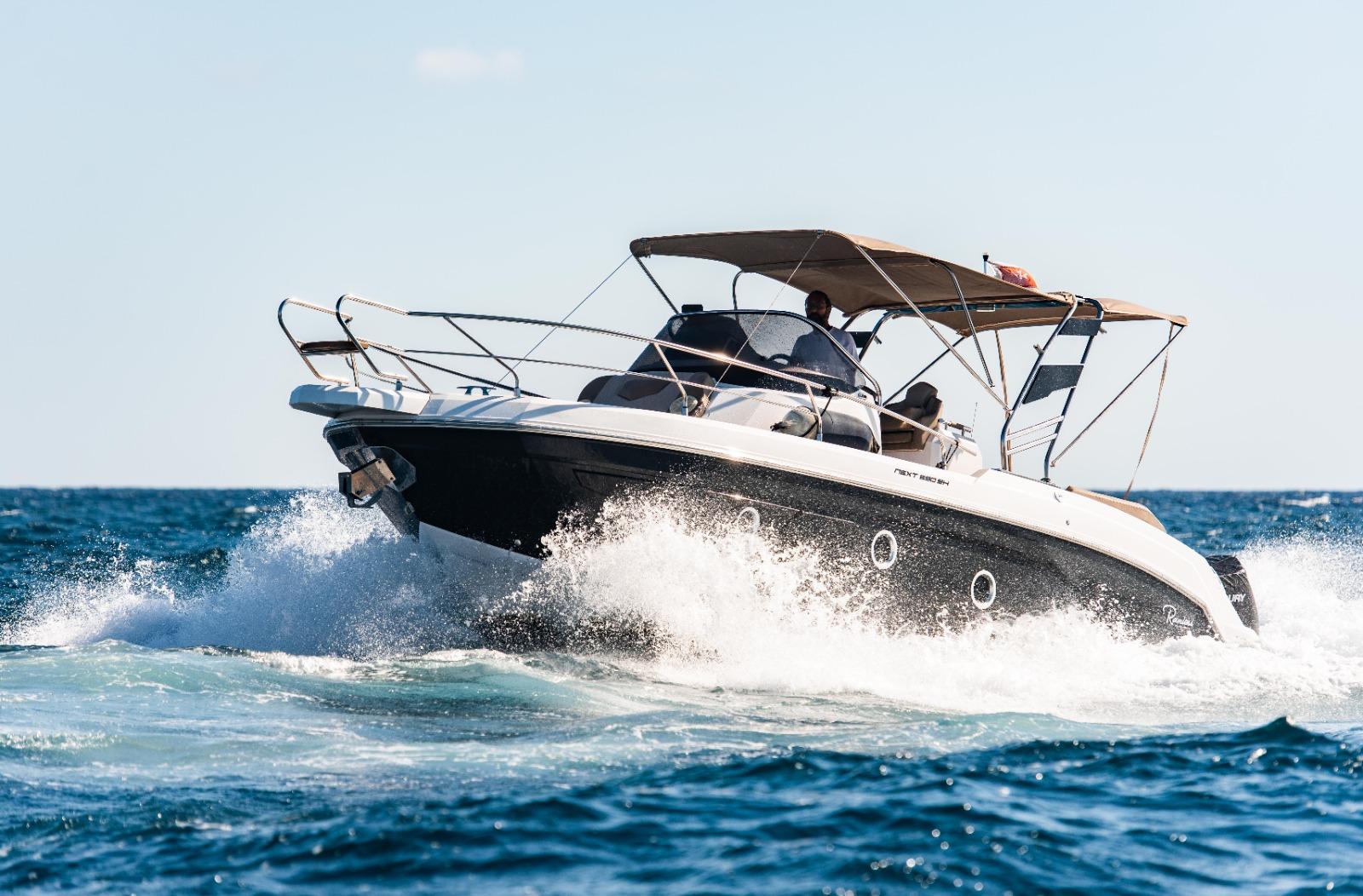 2019 Ranieri NEXT 290 SH Sports Cruiser for sale - YachtWorld