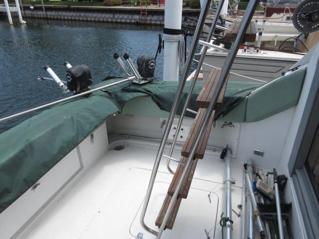 1986 Trojan 11 Meter Convertible Convertible for sale - YachtWorld