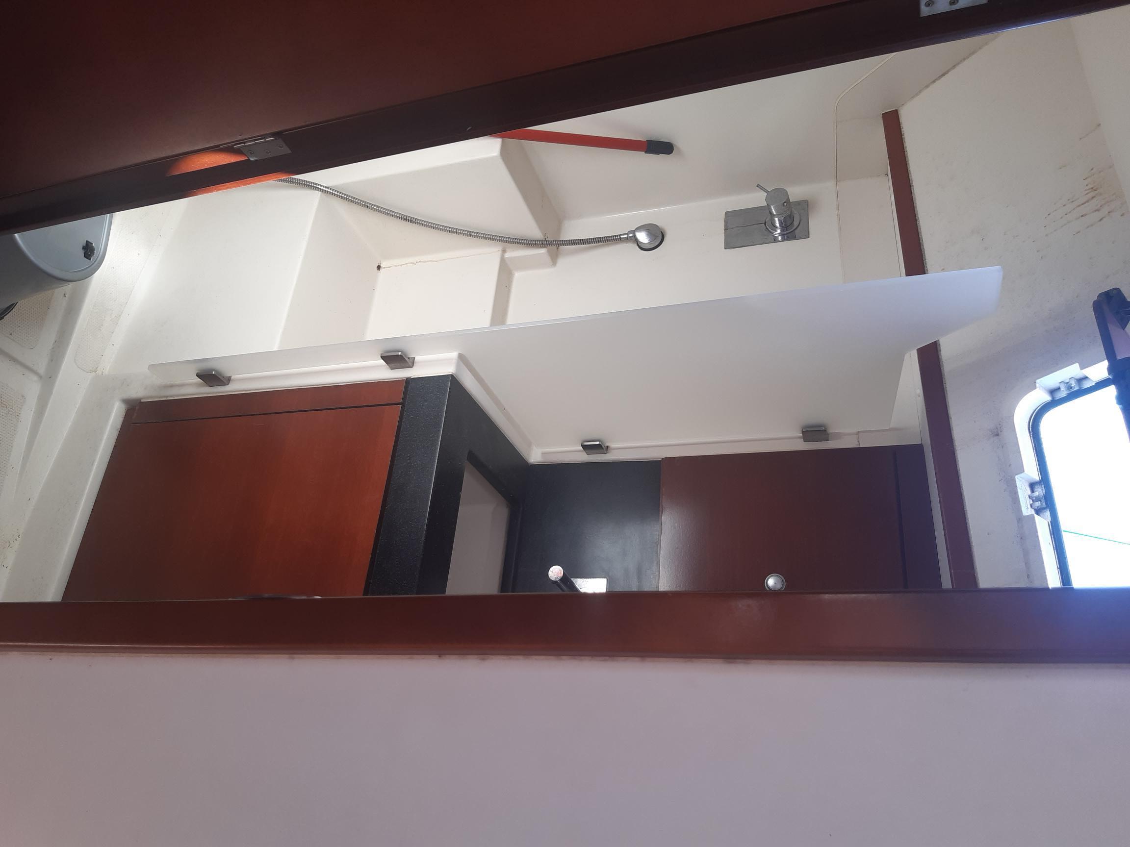 Used 2007 Hanse 470e | TopBoats