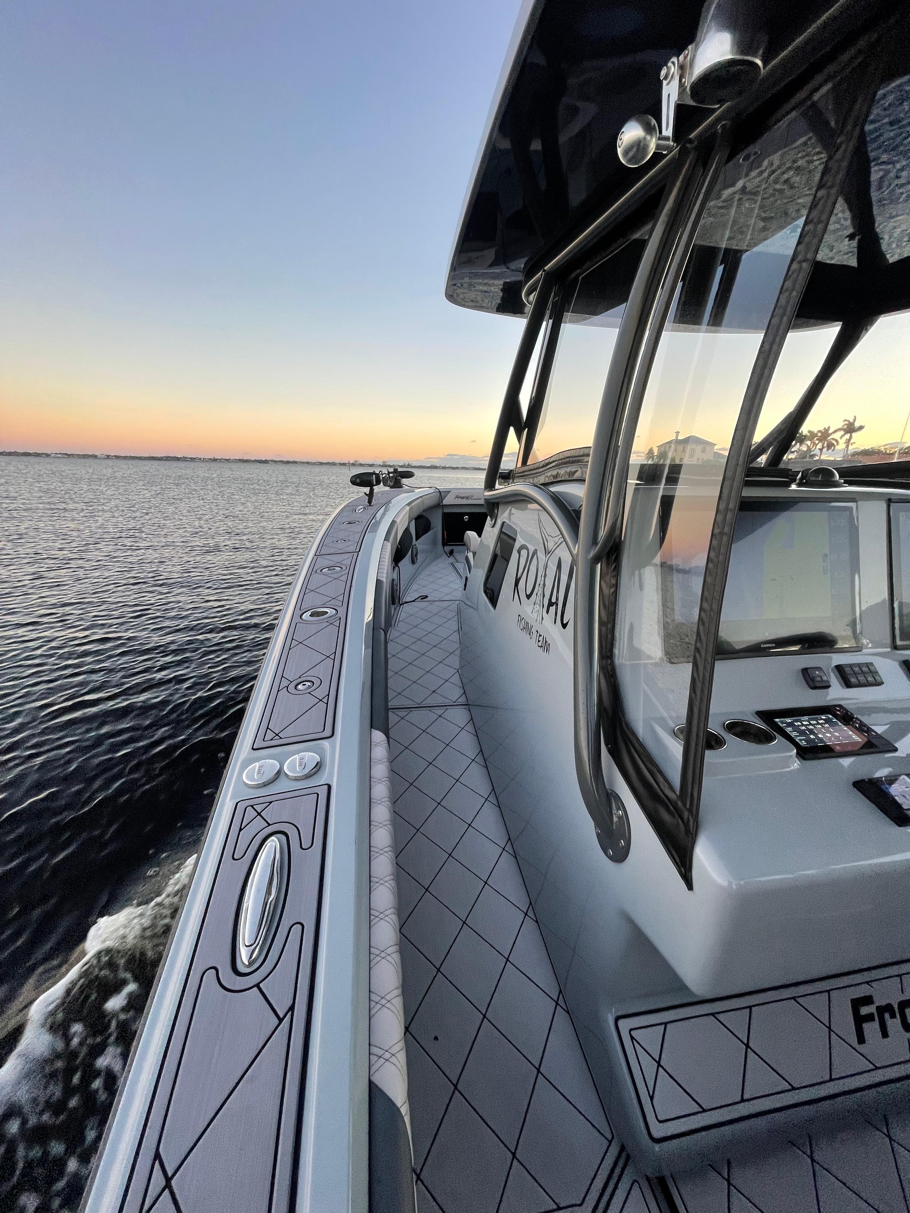 2020 Front Runner 39 CC Center Console for sale - YachtWorld