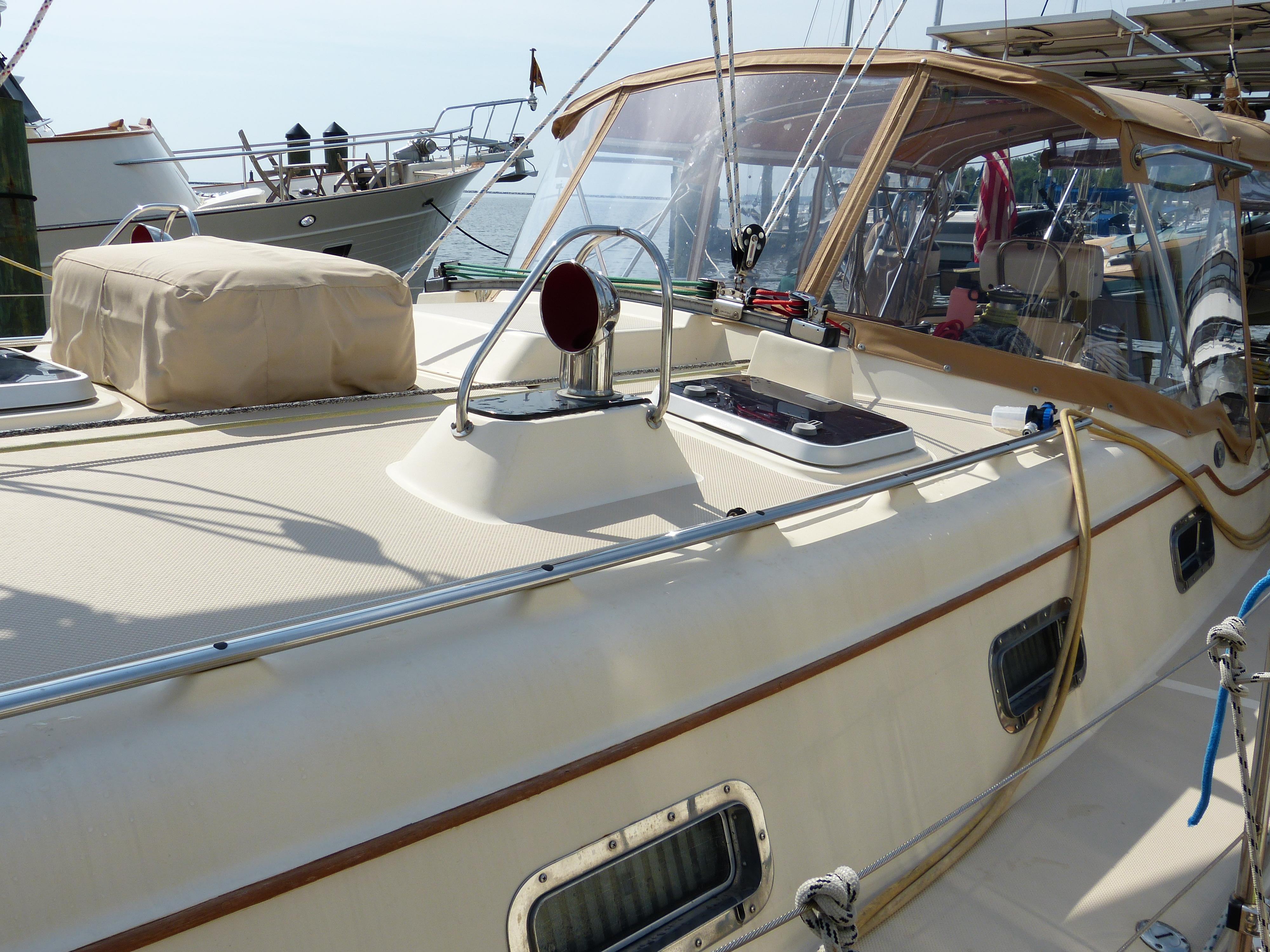 2000 Island Packet 420 Cruiser for sale - YachtWorld