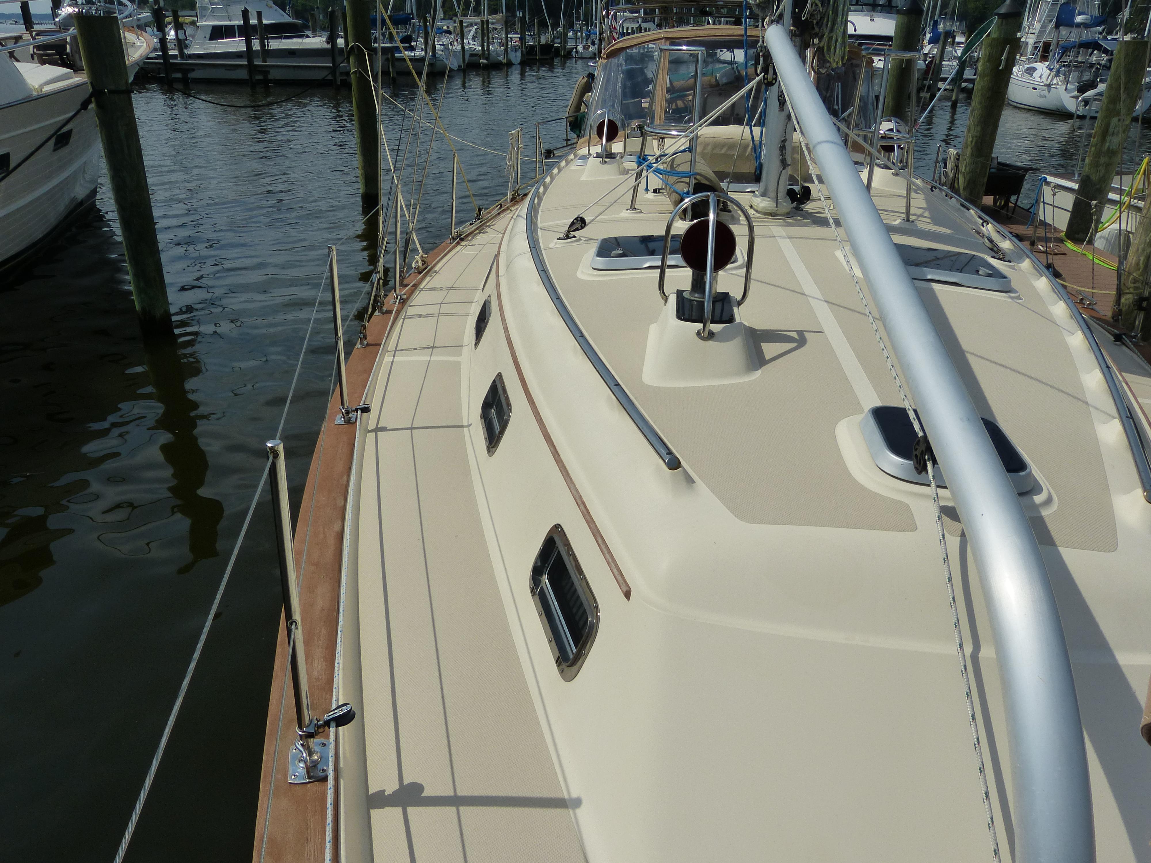 2000 Island Packet 420 Cruiser for sale - YachtWorld