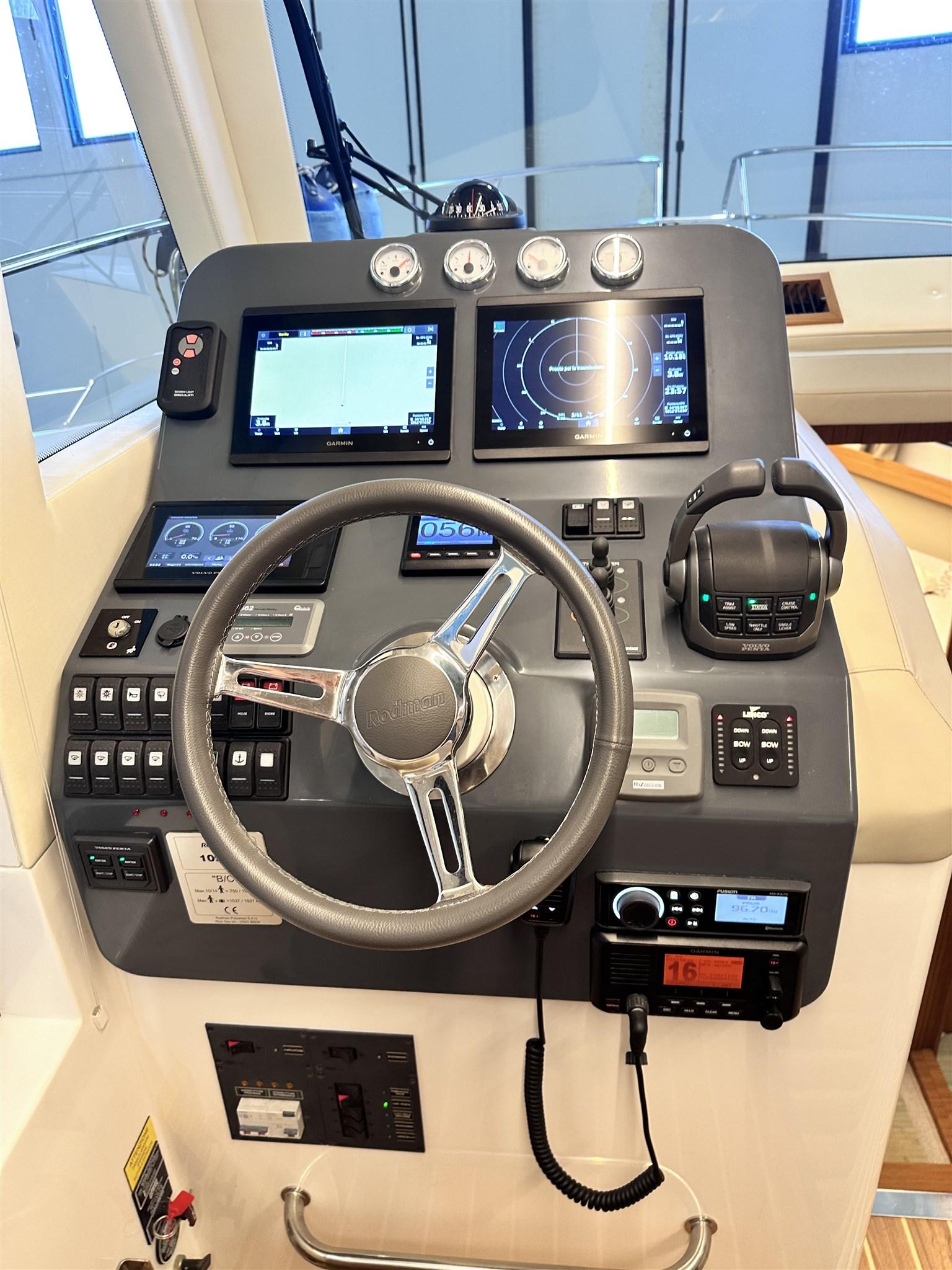 Rodman 10.90 EVOLUTION | 2019 | 10m | Boatshop24