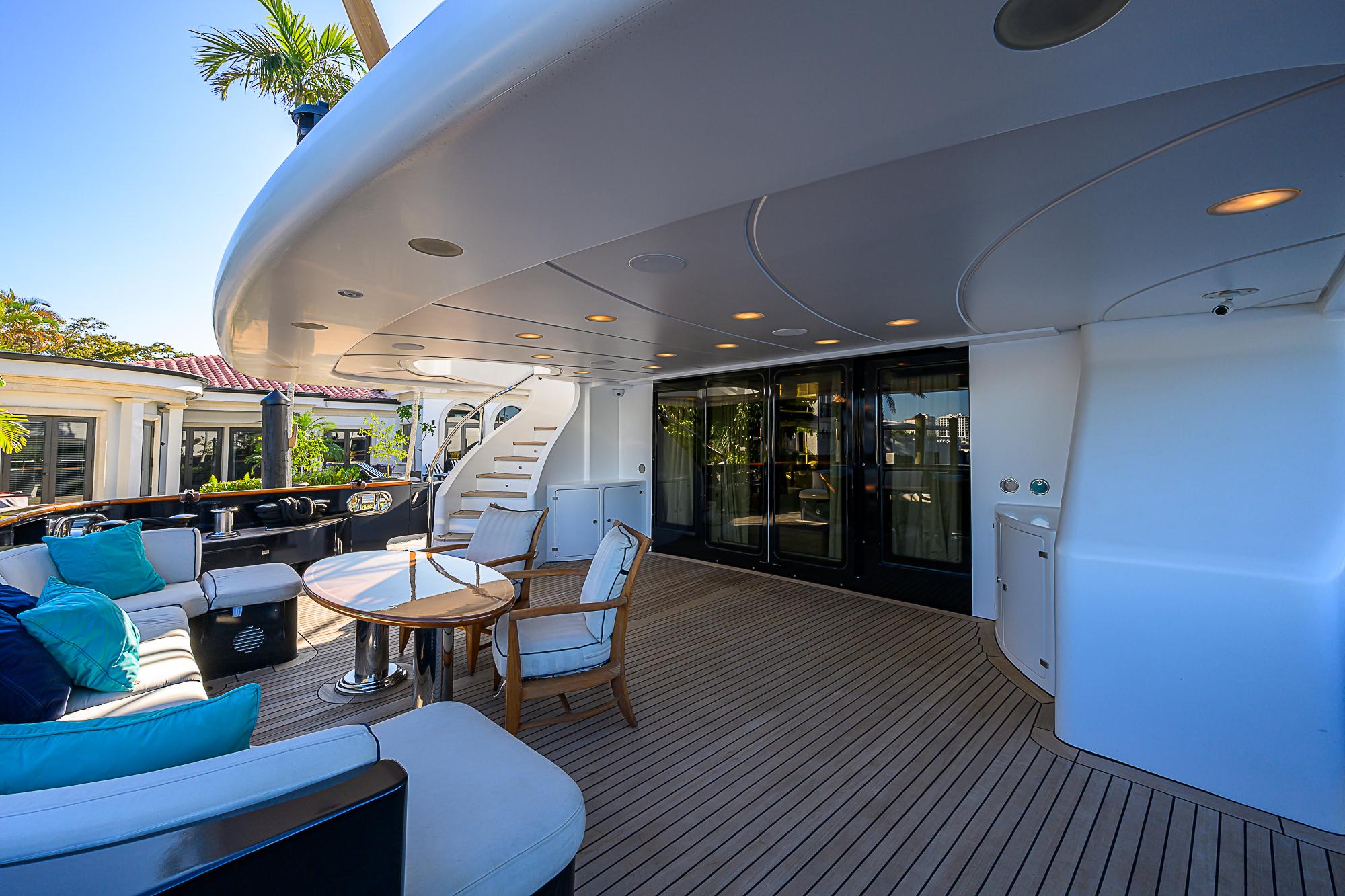 SEASCAPE V Motor Yachts Benetti for sale - YachtWorld