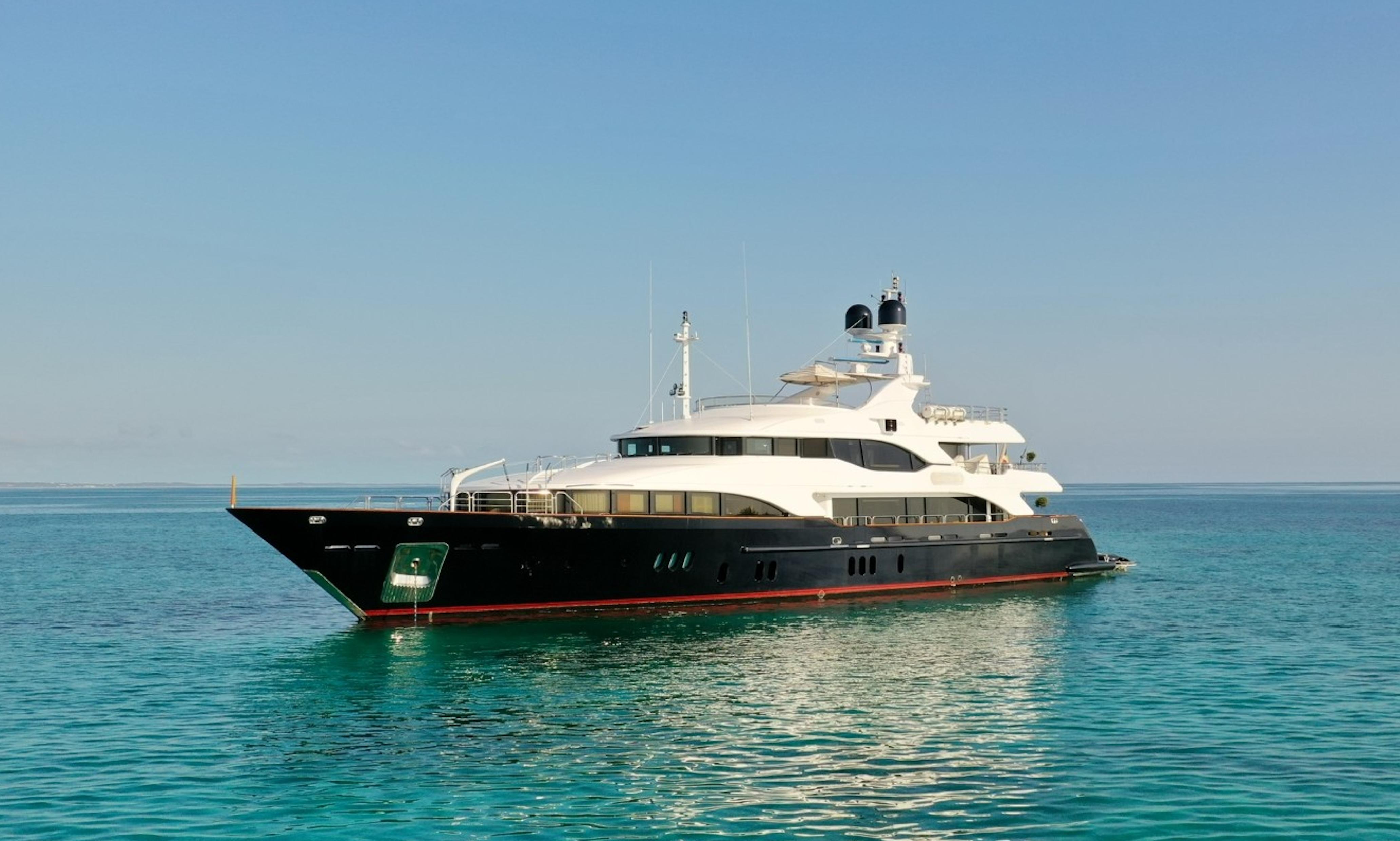 SEASCAPE V Motor Yachts Benetti for sale - YachtWorld