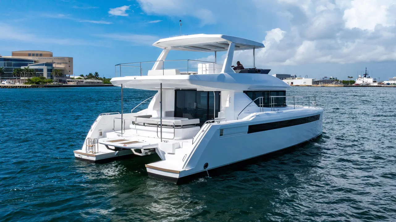 Leopard 46 Powercat Power Catamaran B8097 for sale | Leopard Brokerage