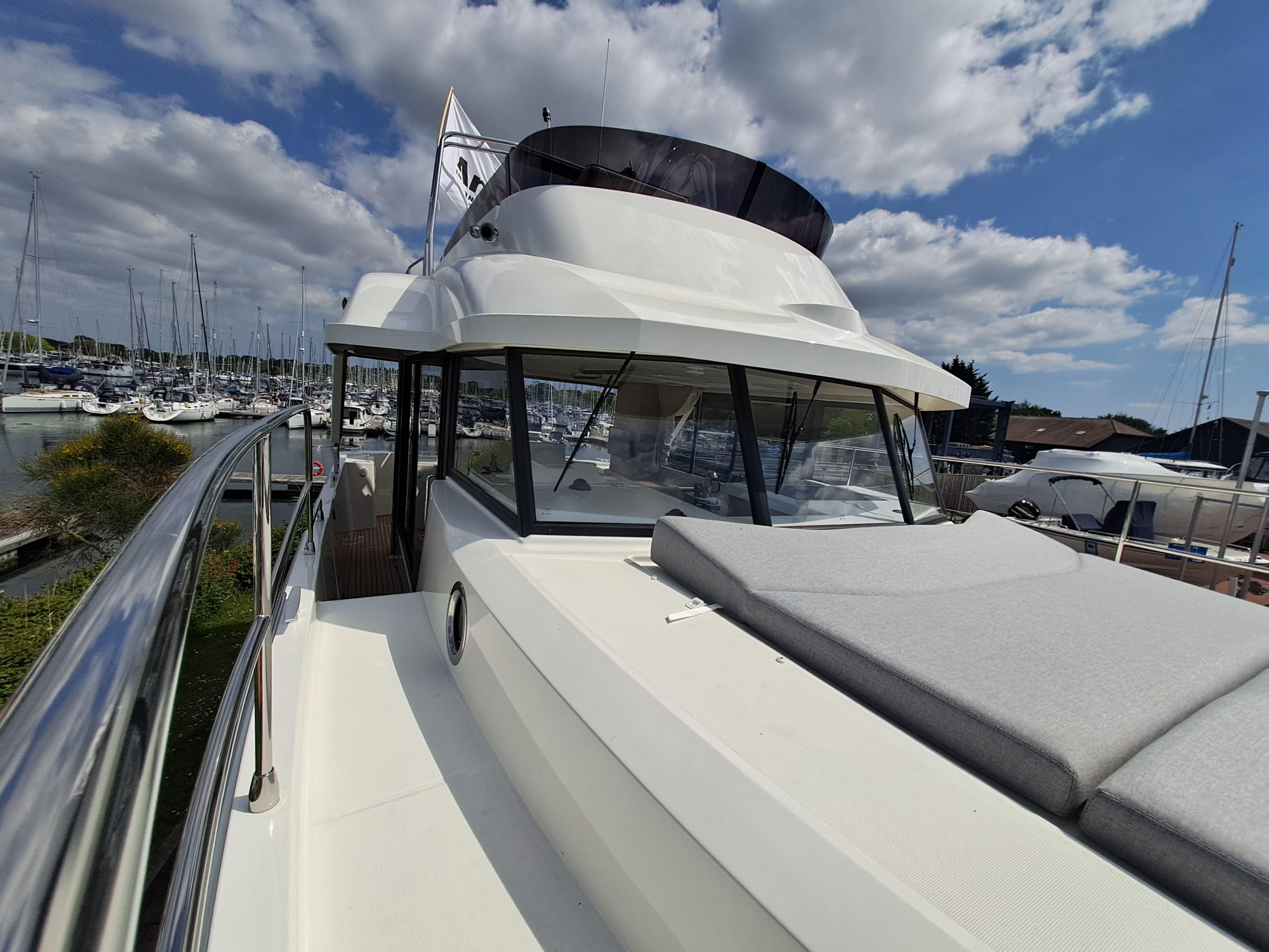 2024 Beneteau Swift Trawler 35 Cruiser for sale - YachtWorld