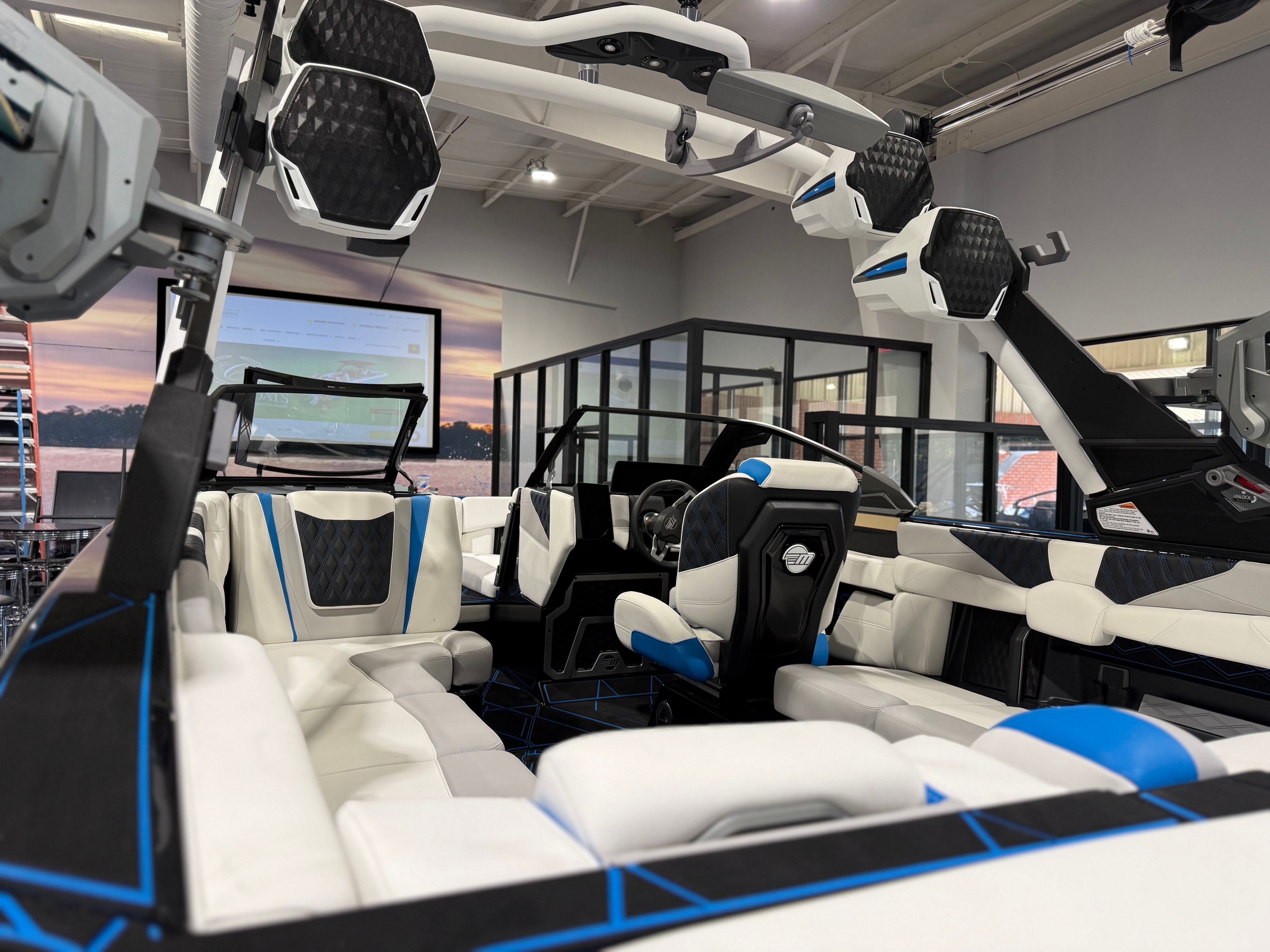 2026 Malibu M230 Barcos de esquí y wakeboard en venta - YachtWorld