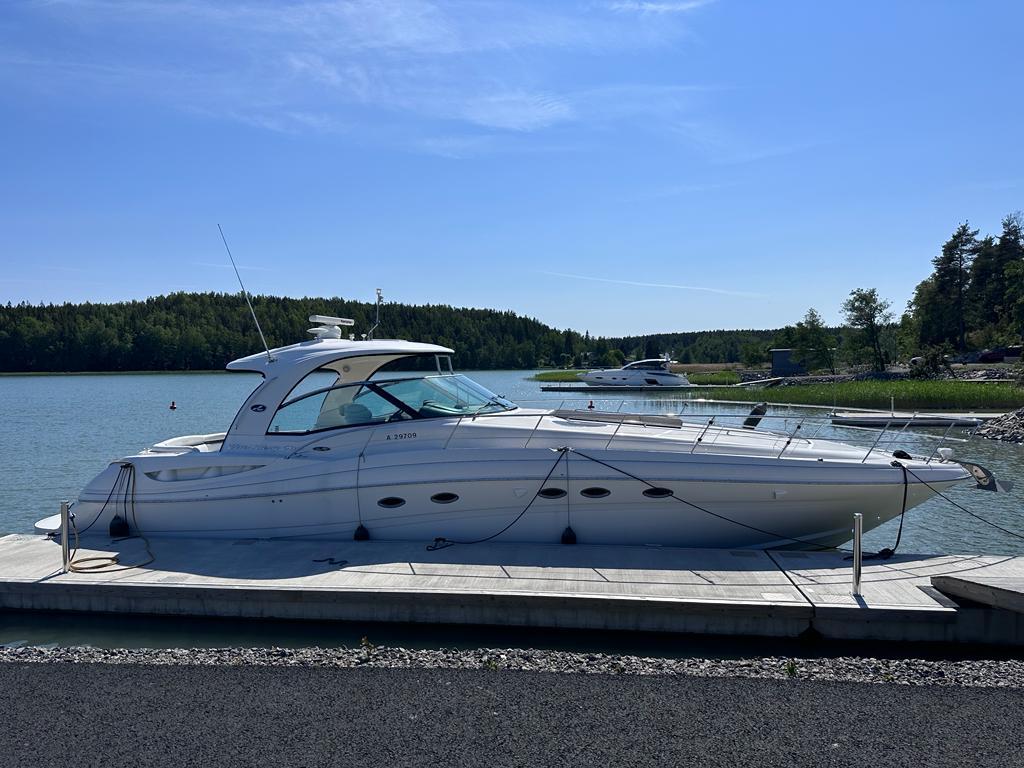 Sea Ray 525 Sundancer | 2004 | 17m | Boatshop24