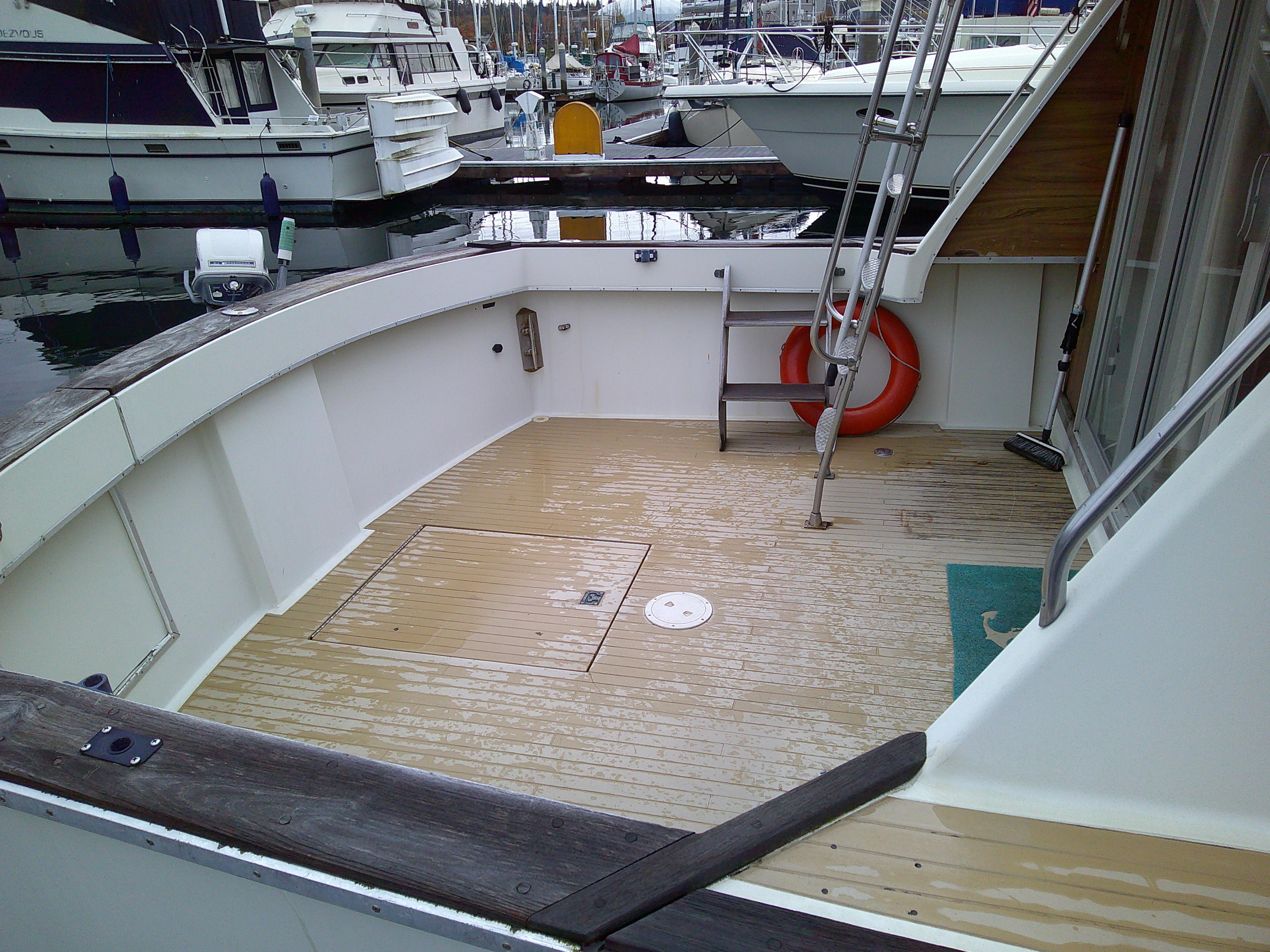 1977 Tollycraft 37' Sedan Flybridge for sale - YachtWorld