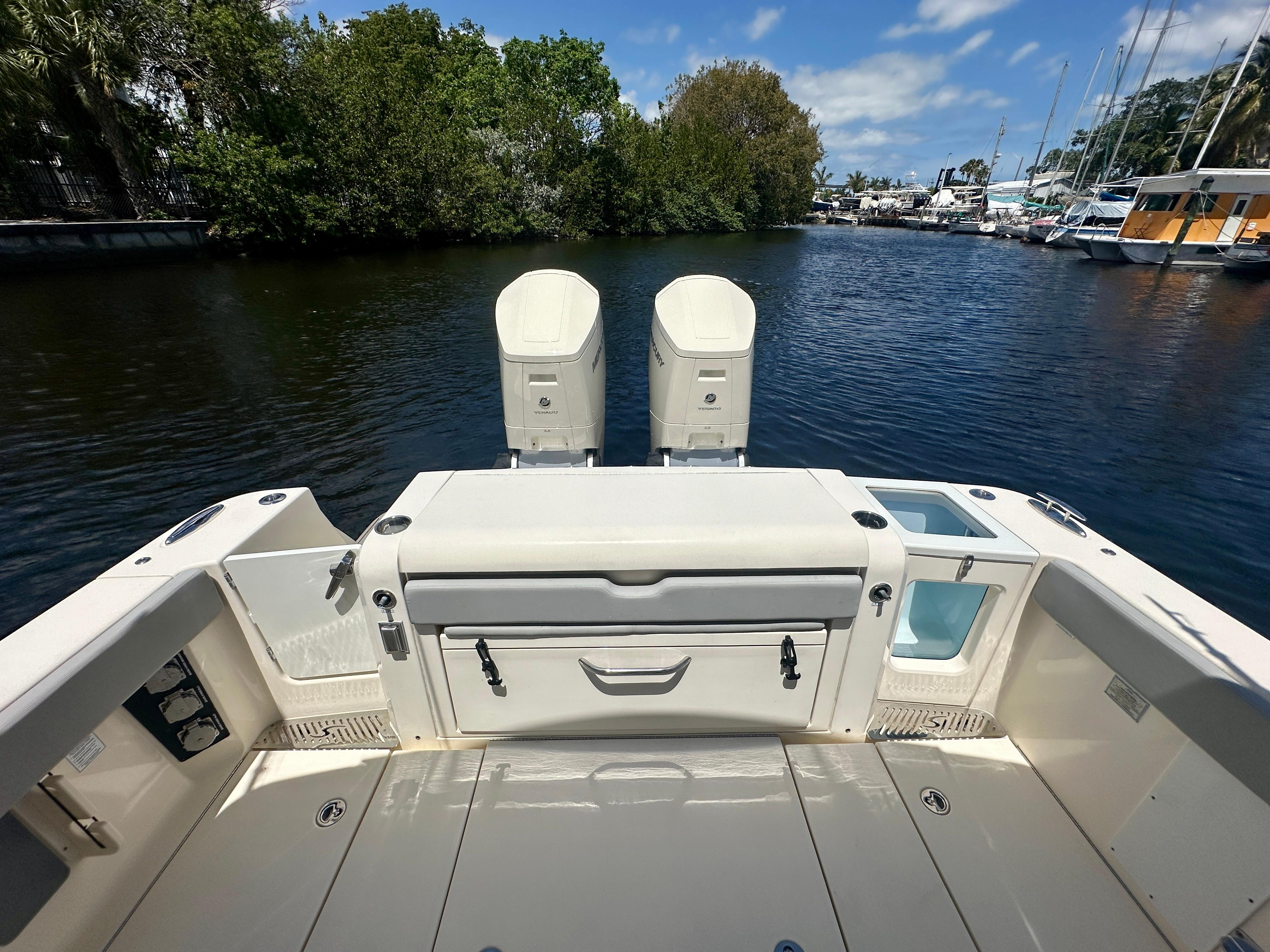 2023 Scout 377 LXF Center Console for sale - YachtWorld
