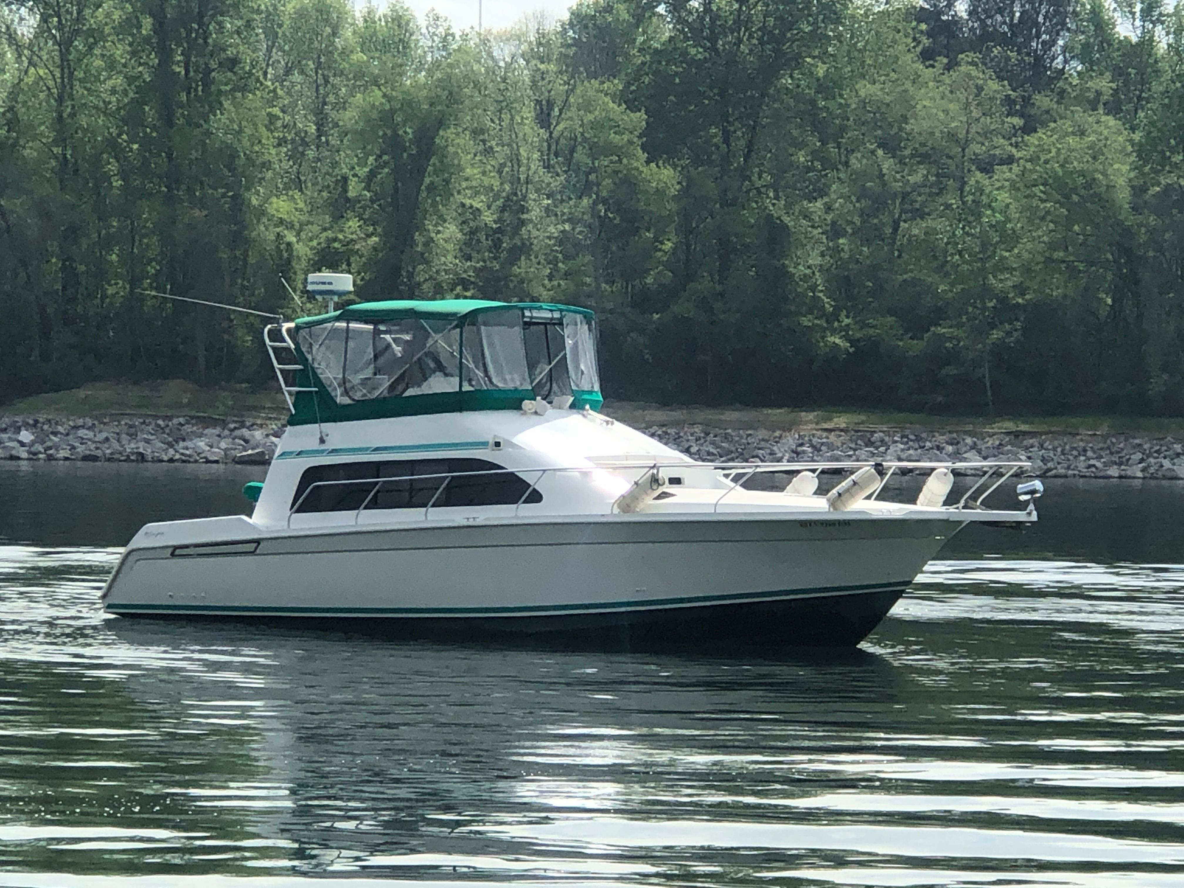 1993 Mainship 40 Sedan Bridge Motor Yachts for sale - YachtWorld