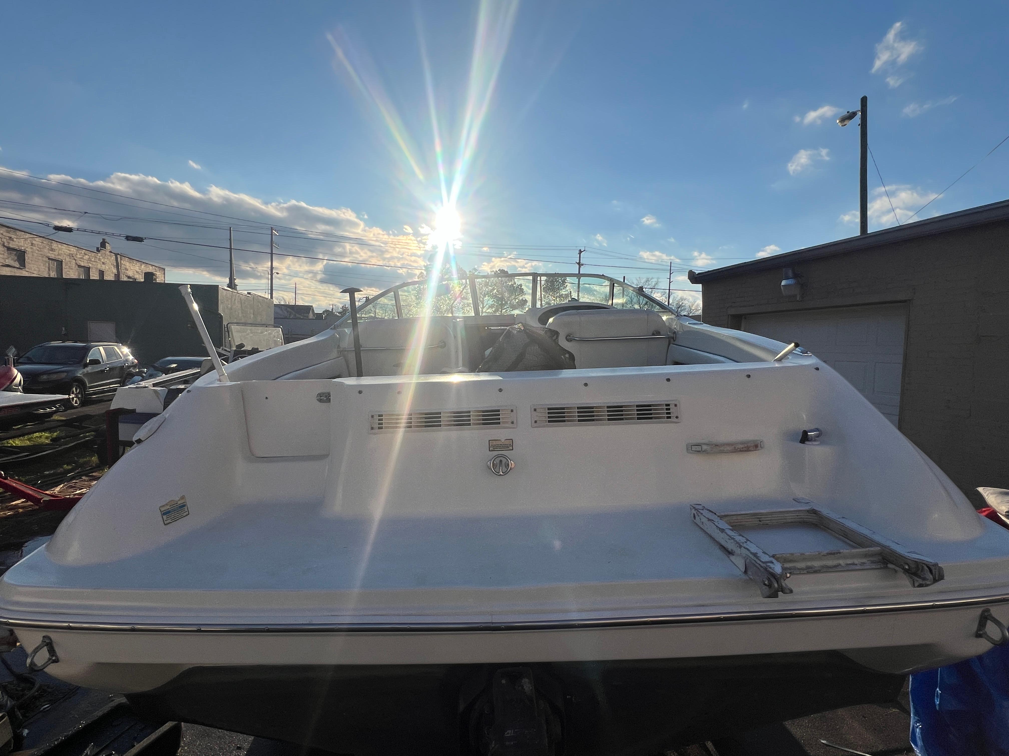 1998 Sea Ray 210 Cuddy Cabin Cuddy Cabin for sale - YachtWorld