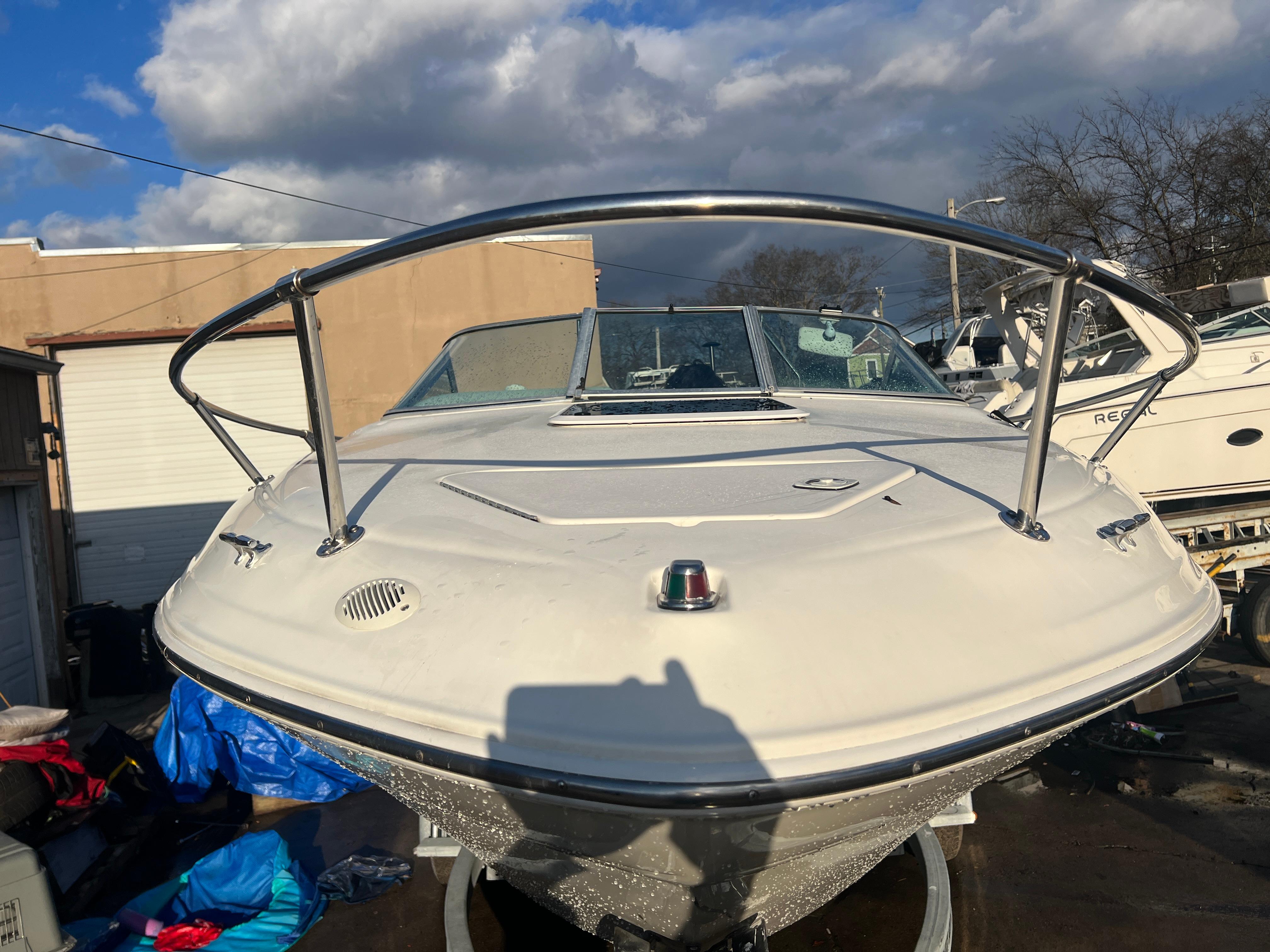 1998 Sea Ray 210 Cuddy Cabin Cuddy Cabin for sale - YachtWorld