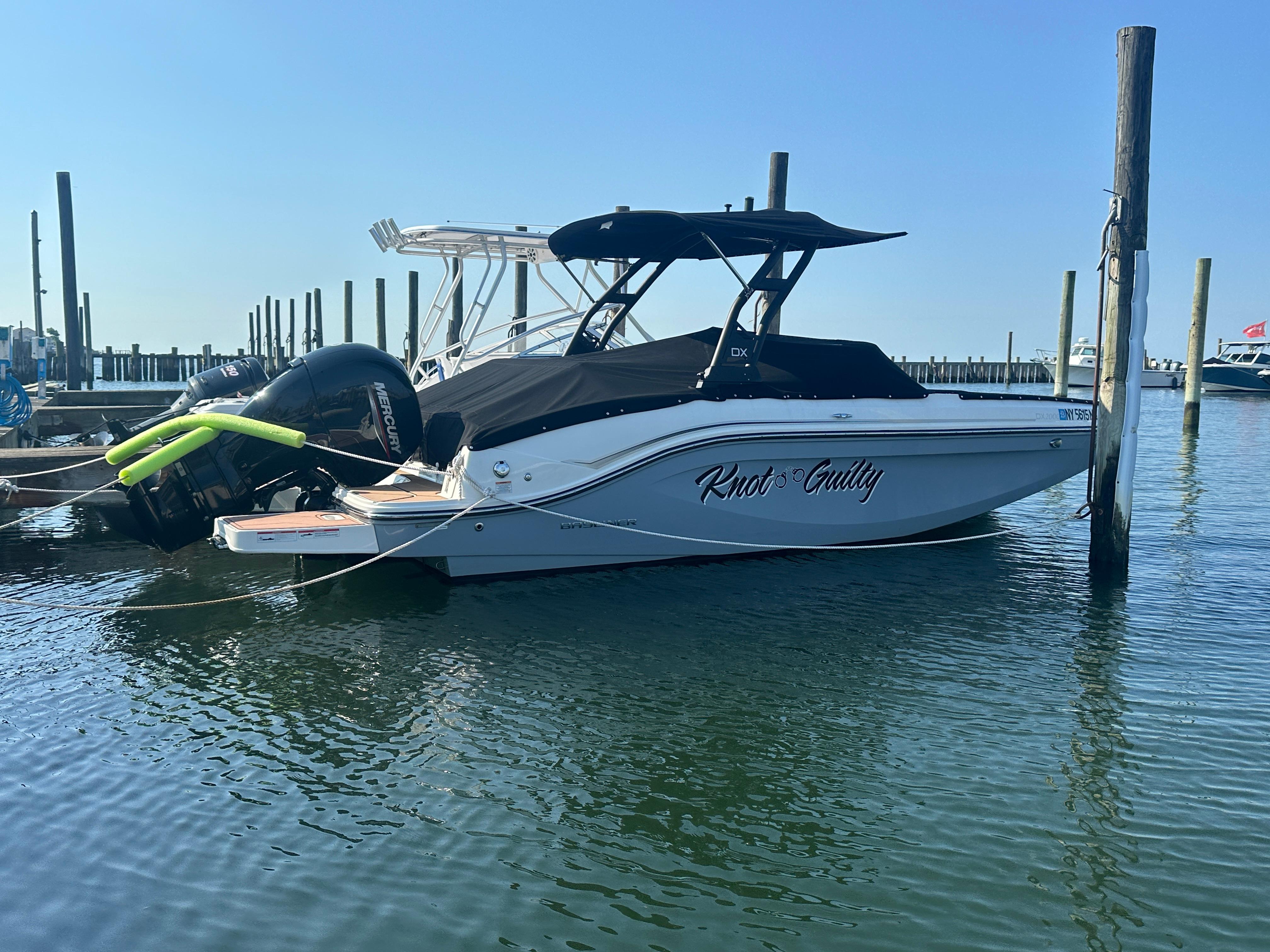 Used Bayliner DX 2000 in New York - iNautia