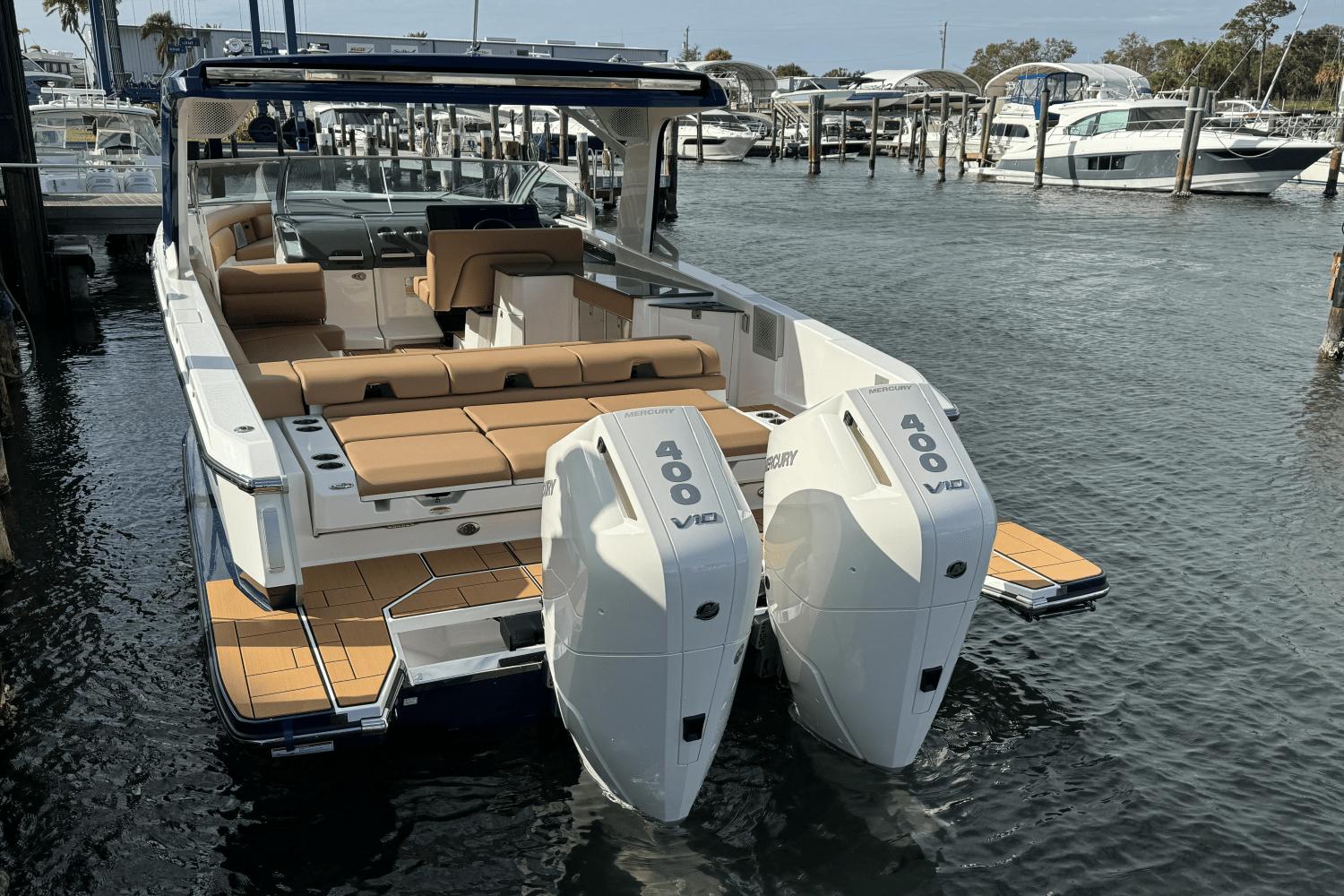 2024 Aviara AV36 Outboard Runabout for sale - YachtWorld