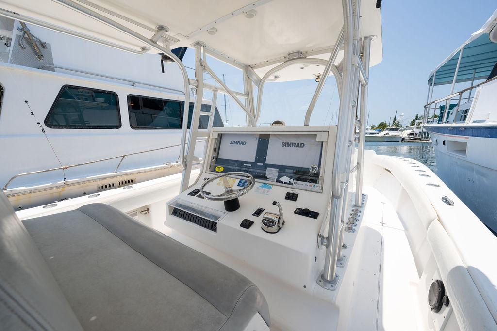 2006 SeaVee Inboard Centre Console for sale - YachtWorld