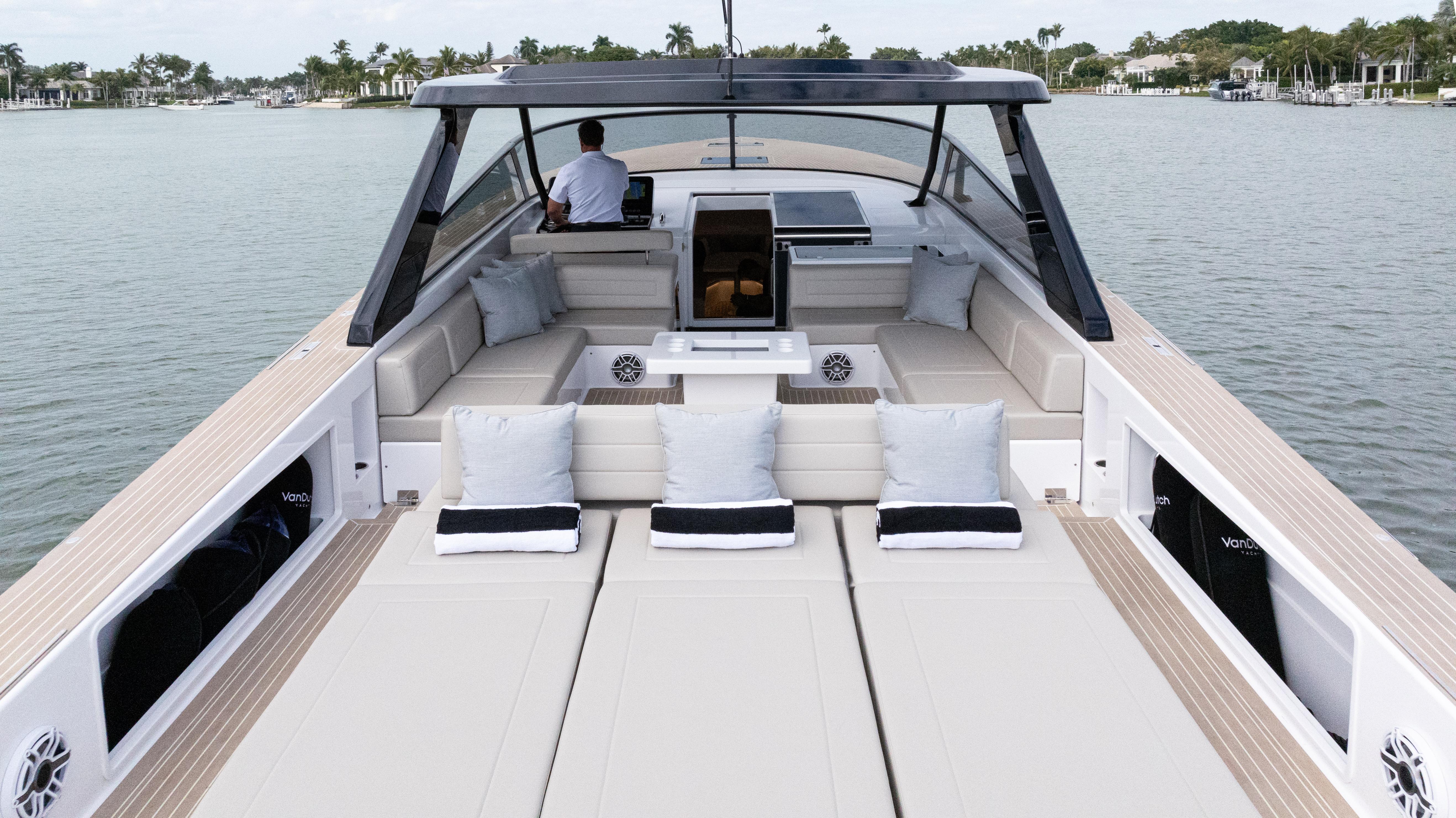 2024 VanDutch 56 Cruiser for sale - YachtWorld