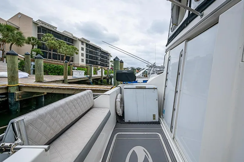 Faintasea Yacht for Sale | 44 Silverton Yachts Jupiter, FL | Denison ...