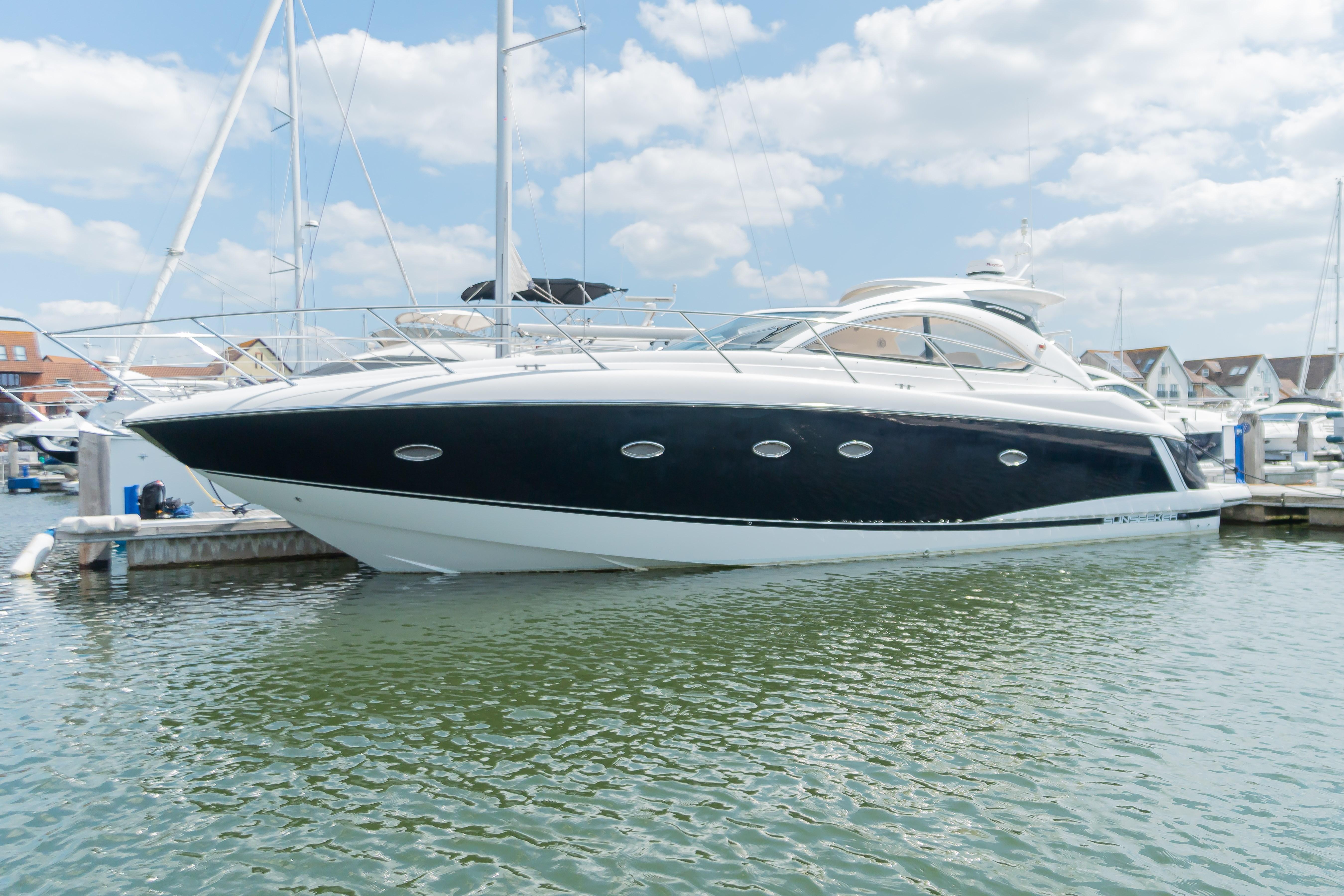 Sunseeker Portofino 47 14m 2006, Sports Cruiser - Hampshire | Boot24