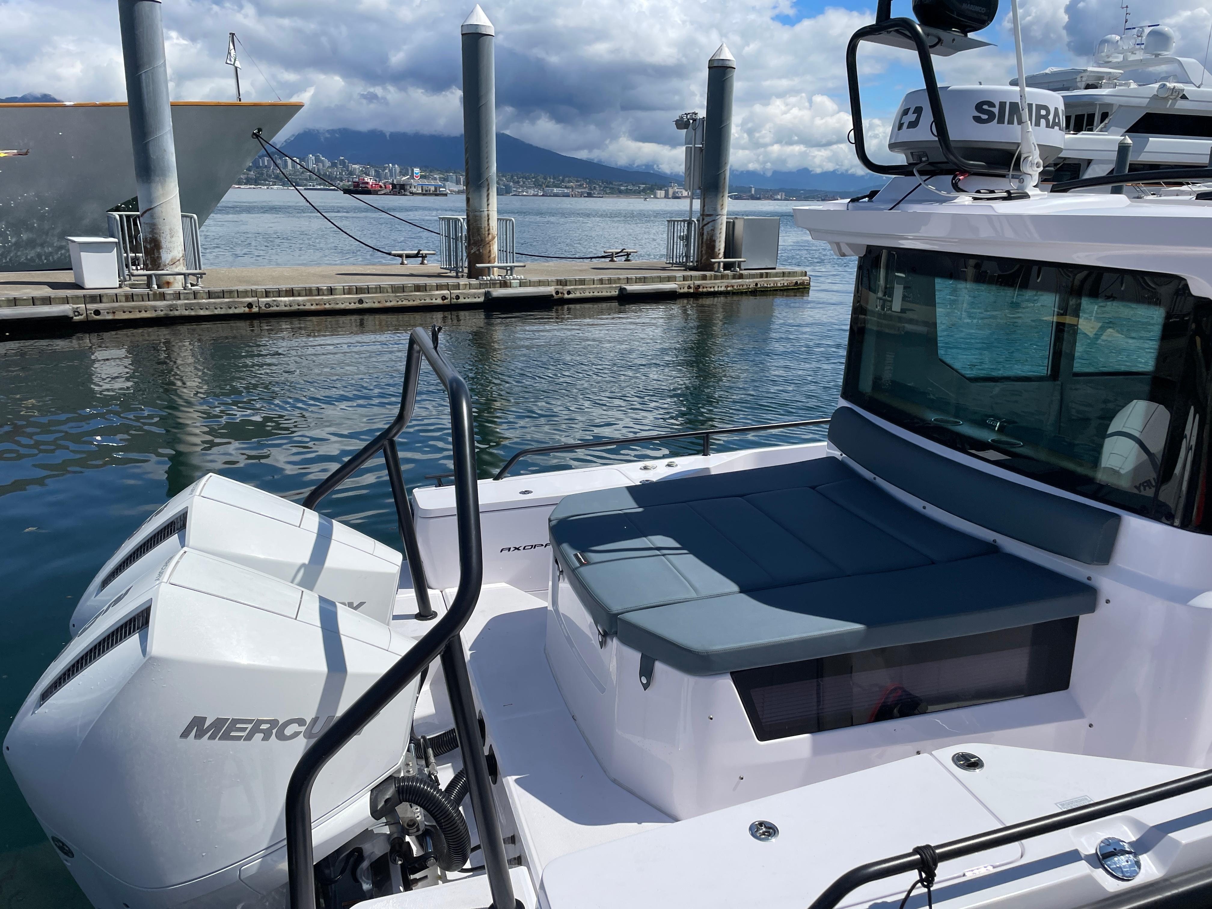 2022 Axopar 28 AFT CABIN Aft Cabin for sale - YachtWorld