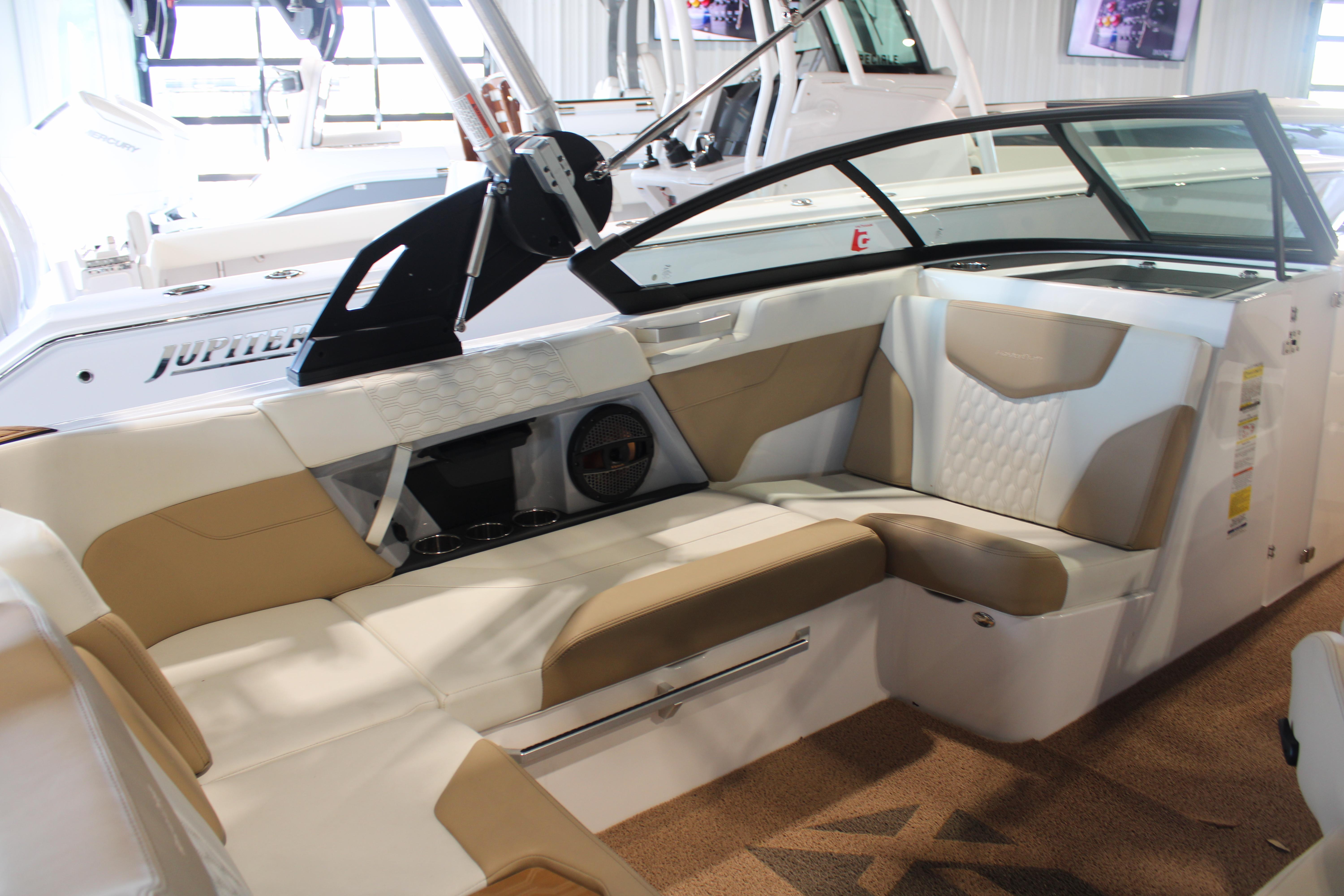 2023 MasterCraft XT20 Ski and Wakeboard for sale - YachtWorld