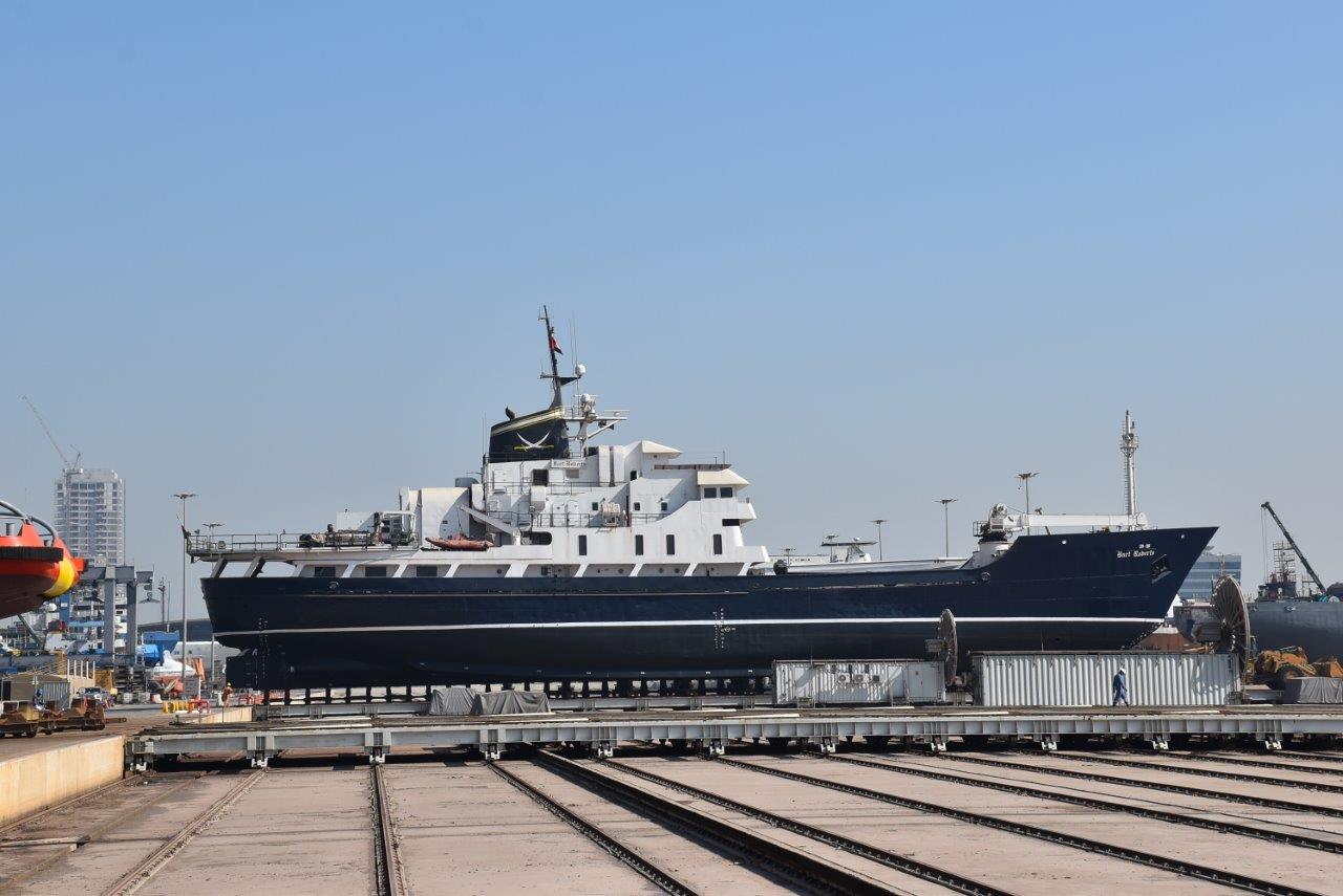 BART ROBERTS Motor Yachts Custom for sale - YachtWorld