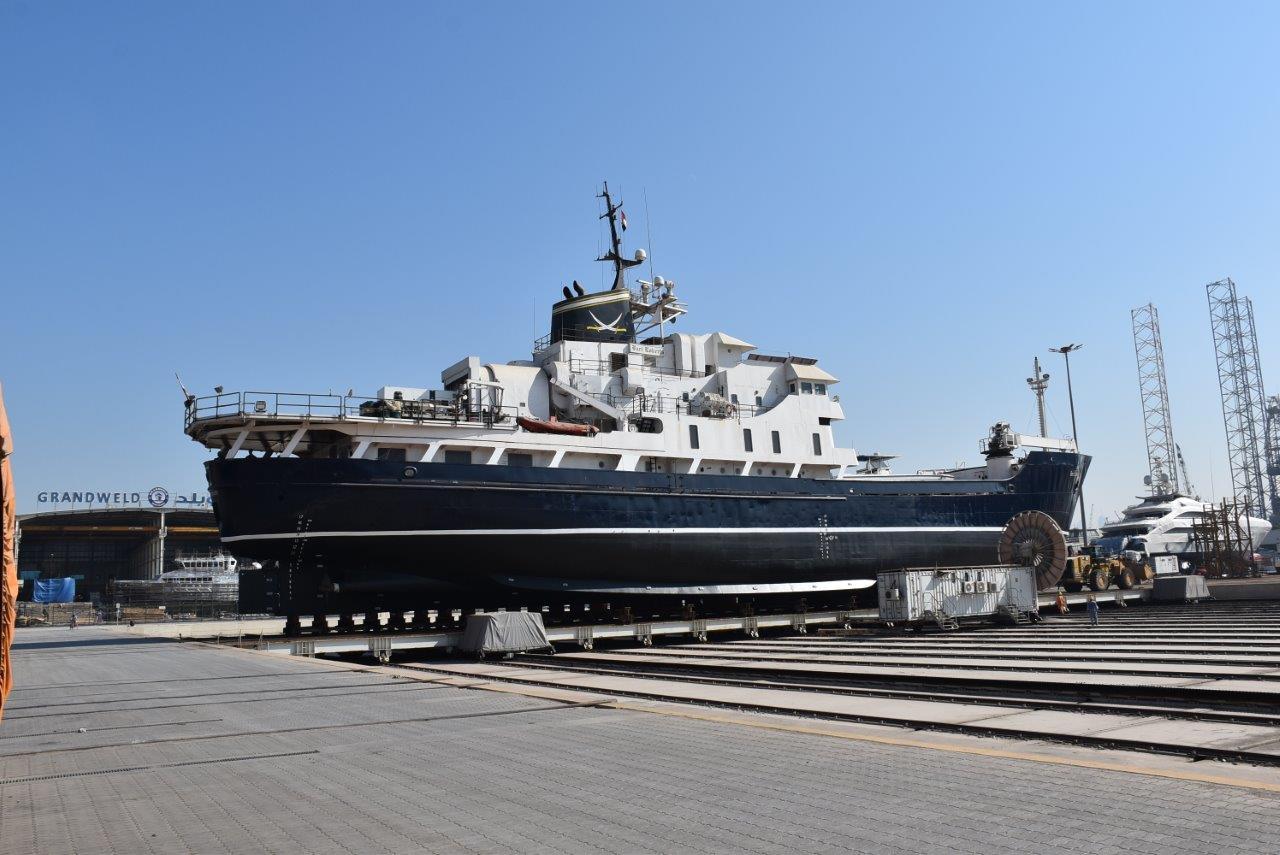 BART ROBERTS Motor Yachts Custom for sale - YachtWorld