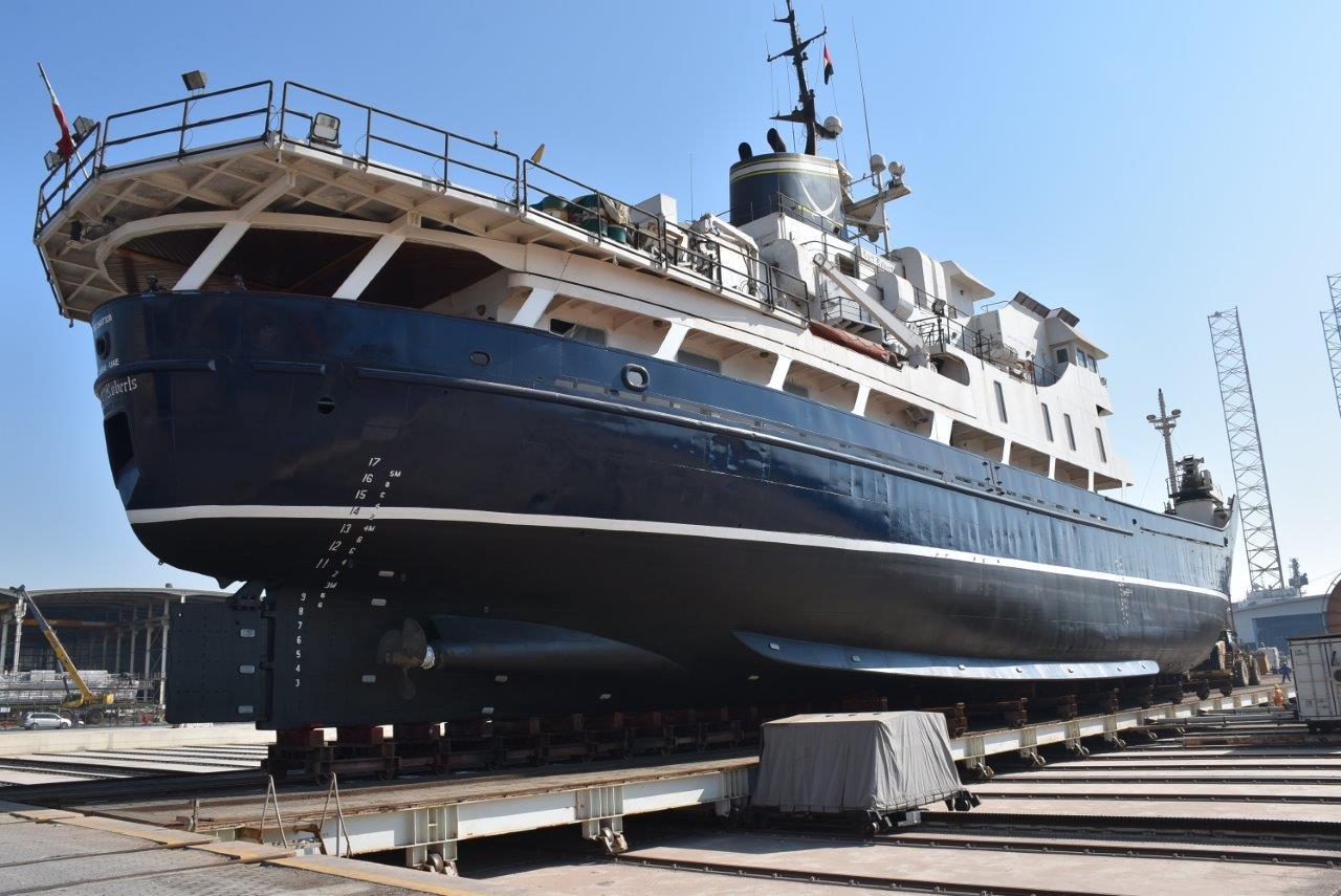 BART ROBERTS Motor Yachts Custom for sale - YachtWorld