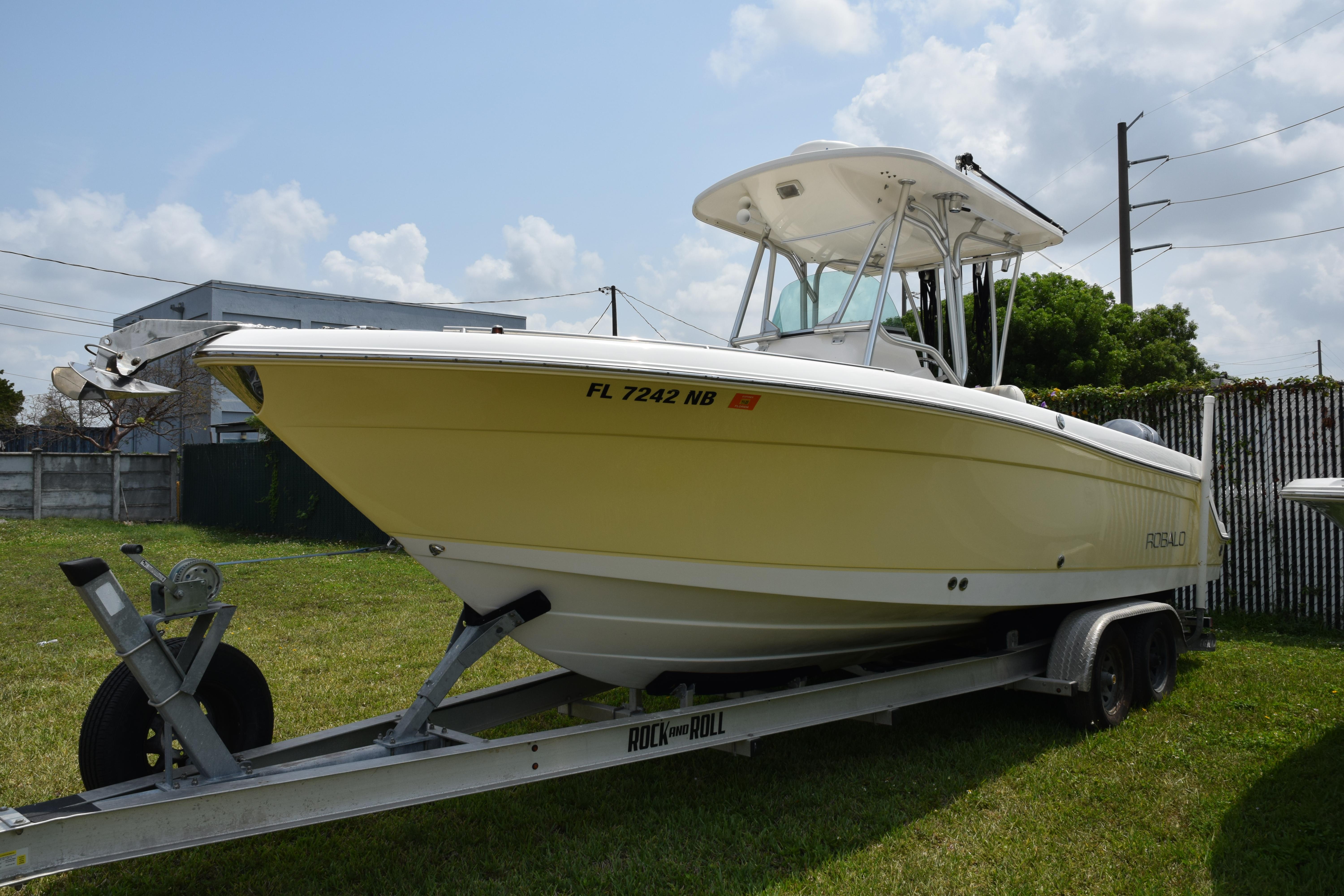 2006 Robalo R260 Center Console Center Console for sale - YachtWorld